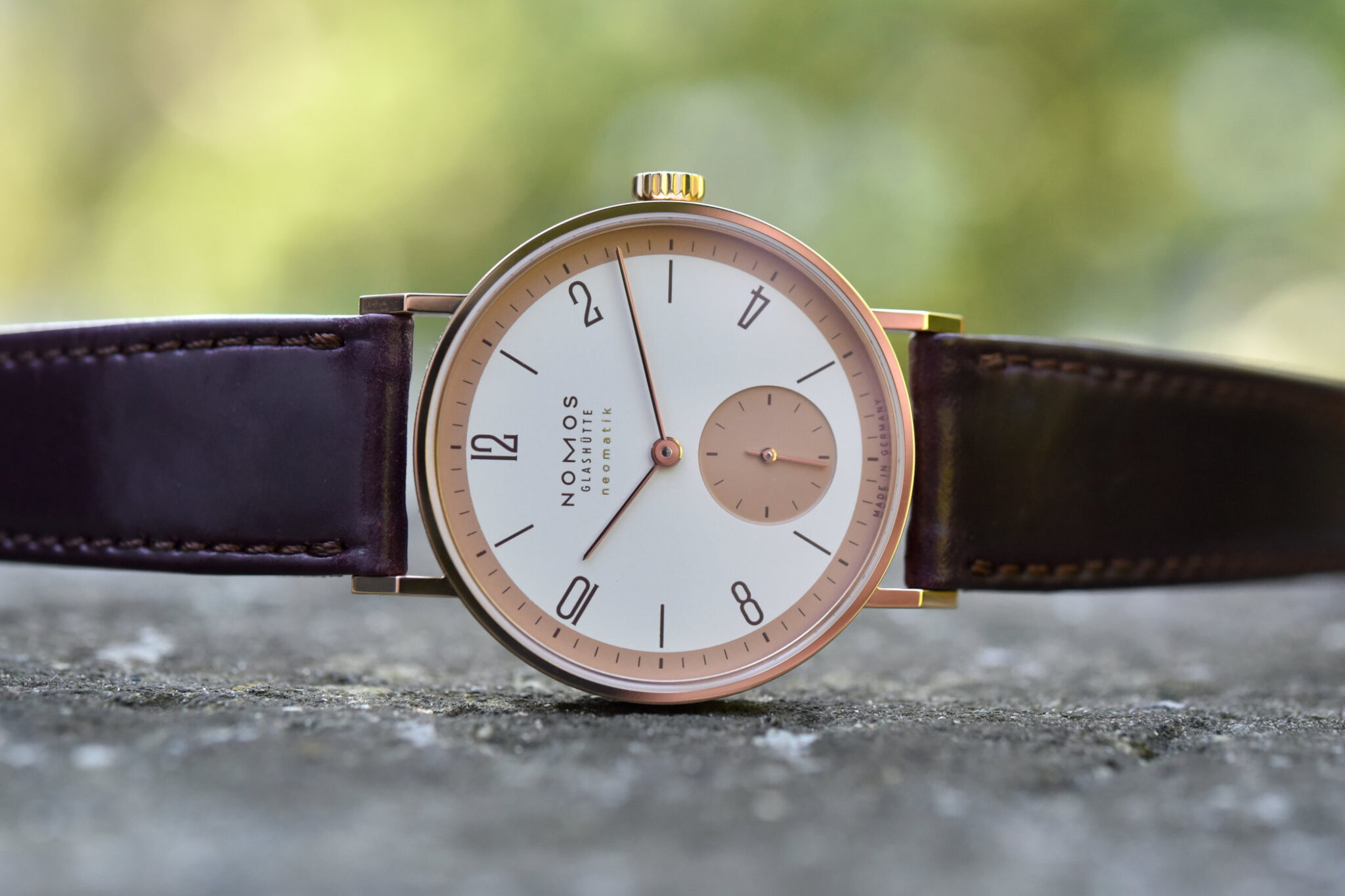 First Look: Nomos Tangente Roségold Neomatik, The Return of the Lange ...
