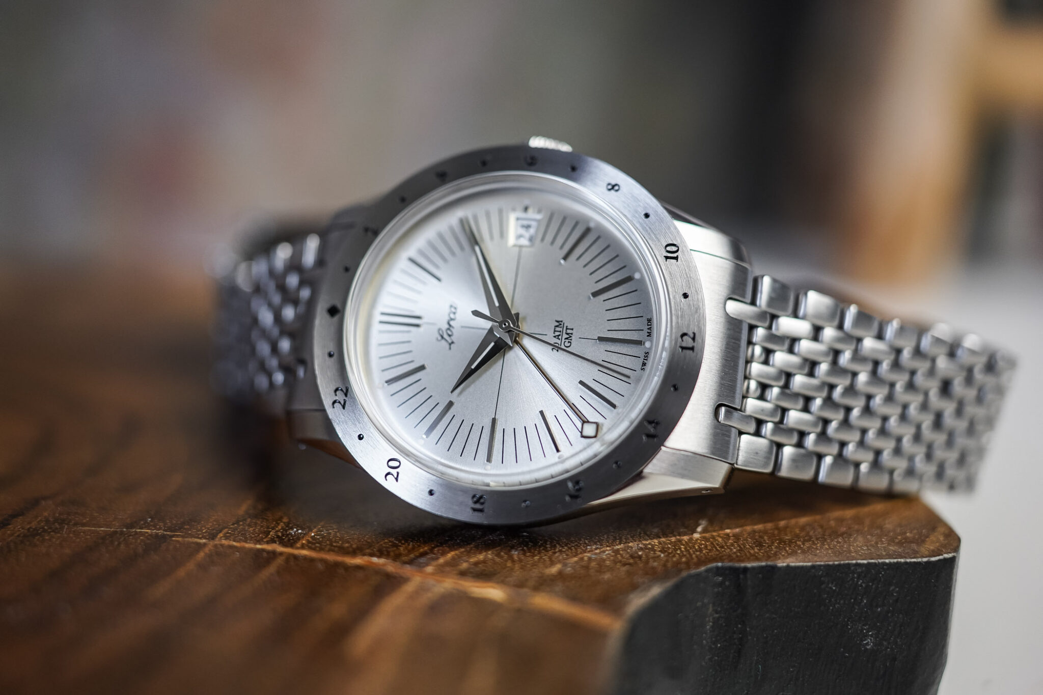 Hands-On: The Accessible and Original Lorca Model No.1 GMT