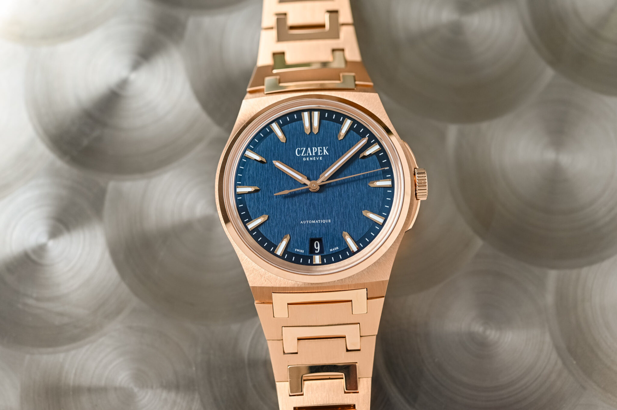 Buying Guide - Full Gold Luxury Sports Watches