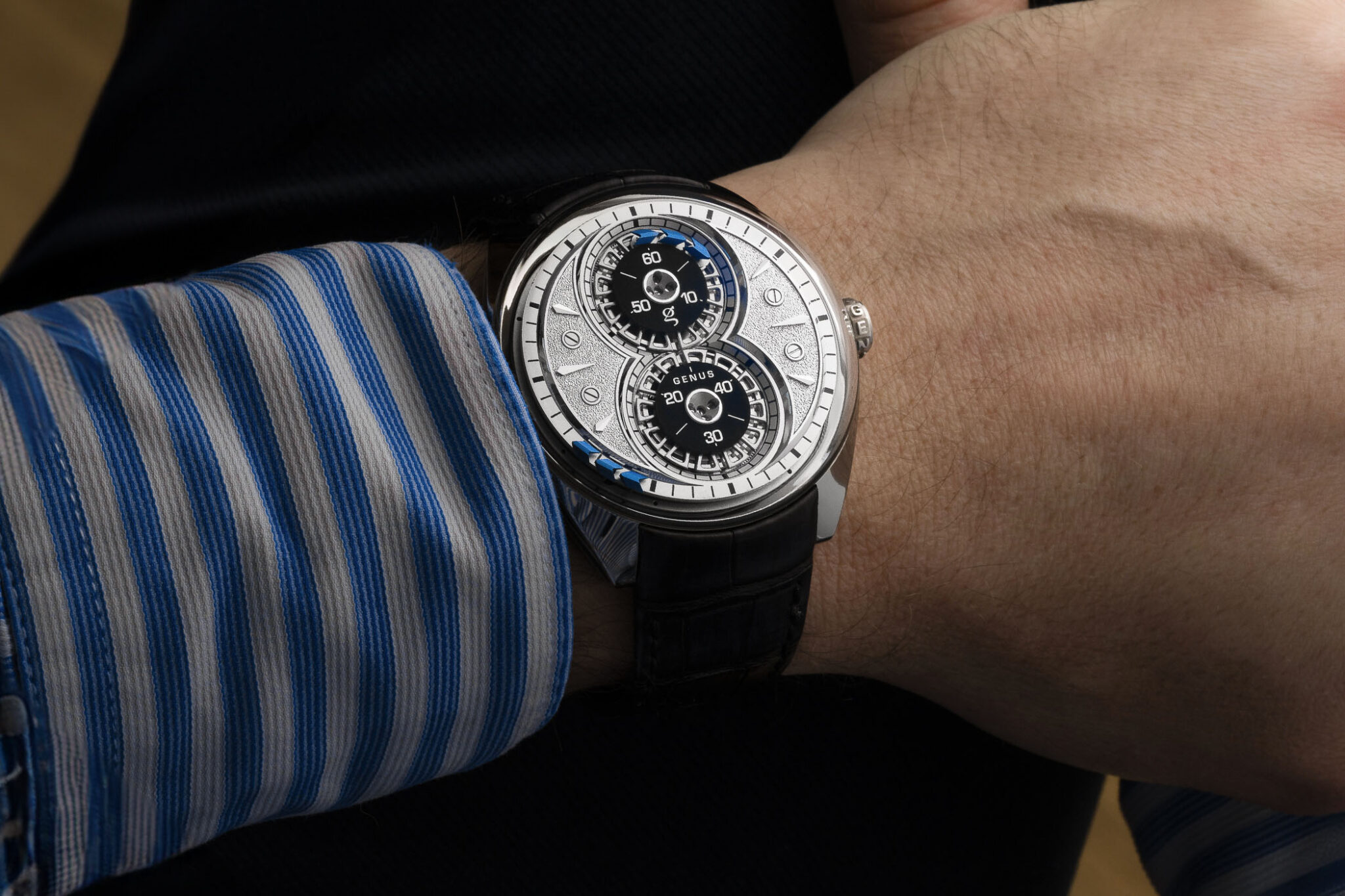 Neue Uhr: Genus Singular GNS2