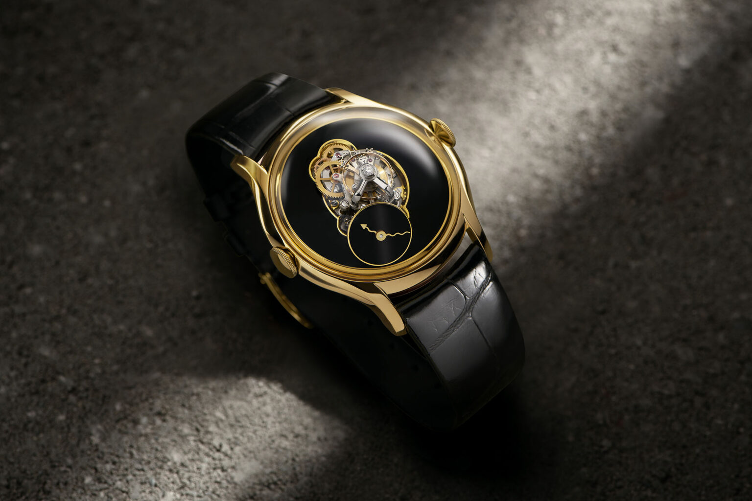 Introducing: The New Onyx Edition of the MB&F LM Flying T