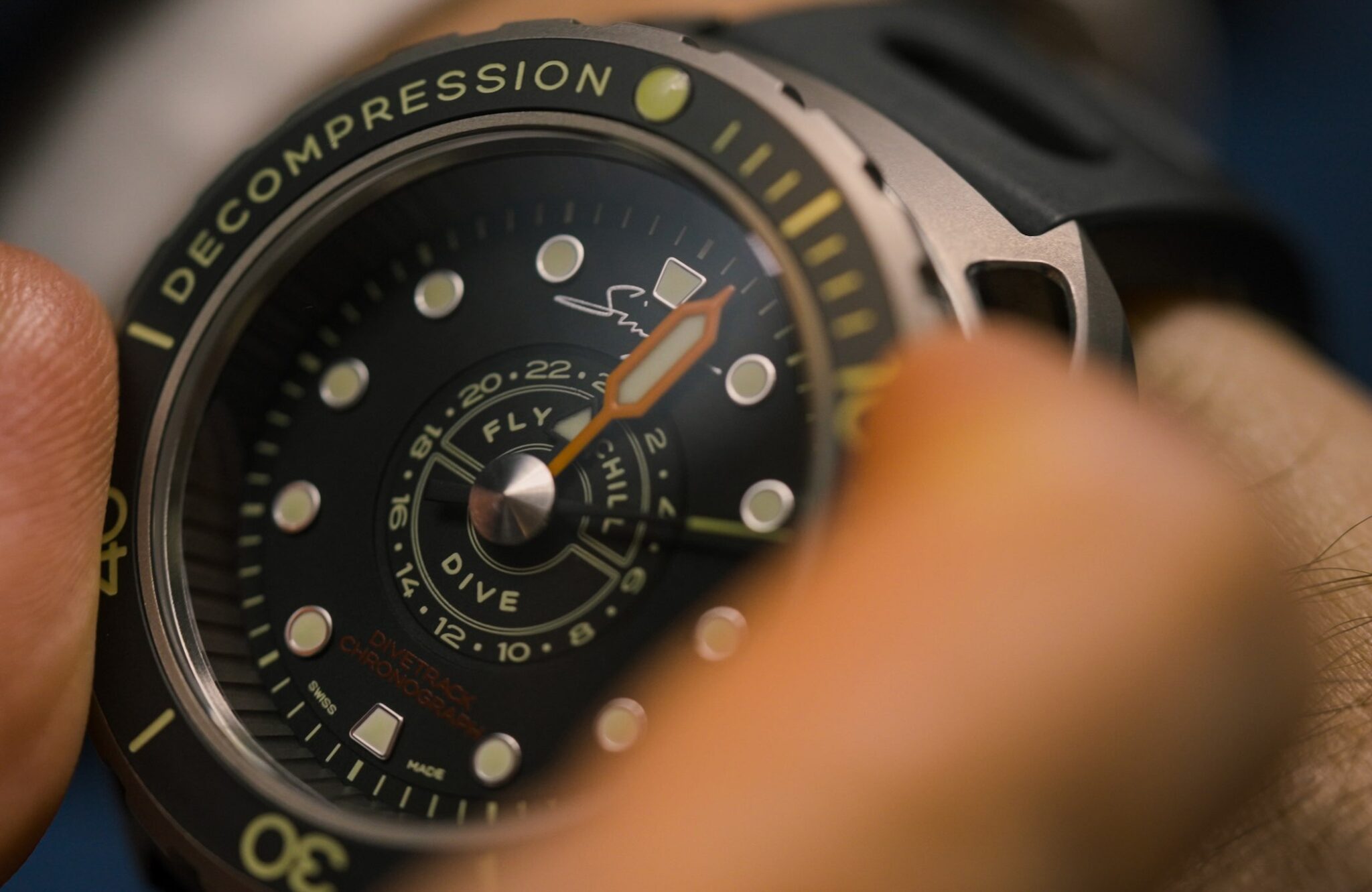Introducing: Singer Divetrack, An Unprecedented Take on the Dive Watch