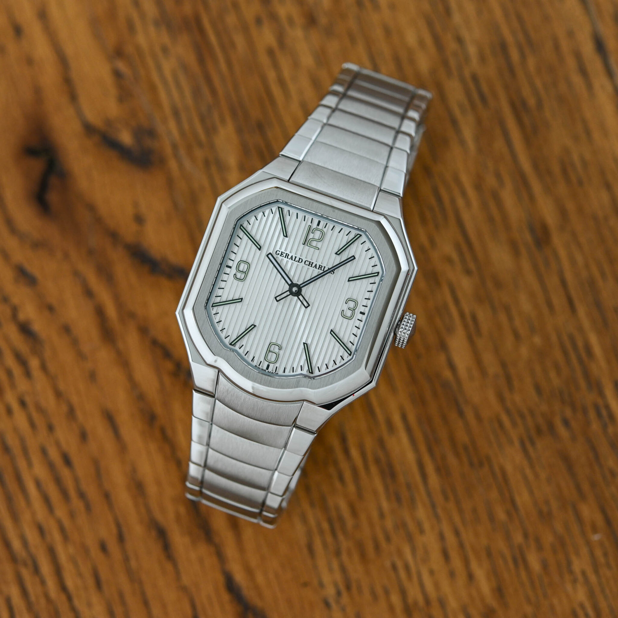 First Look: The Gerald Charles Masterlink Luxury Sports Watch