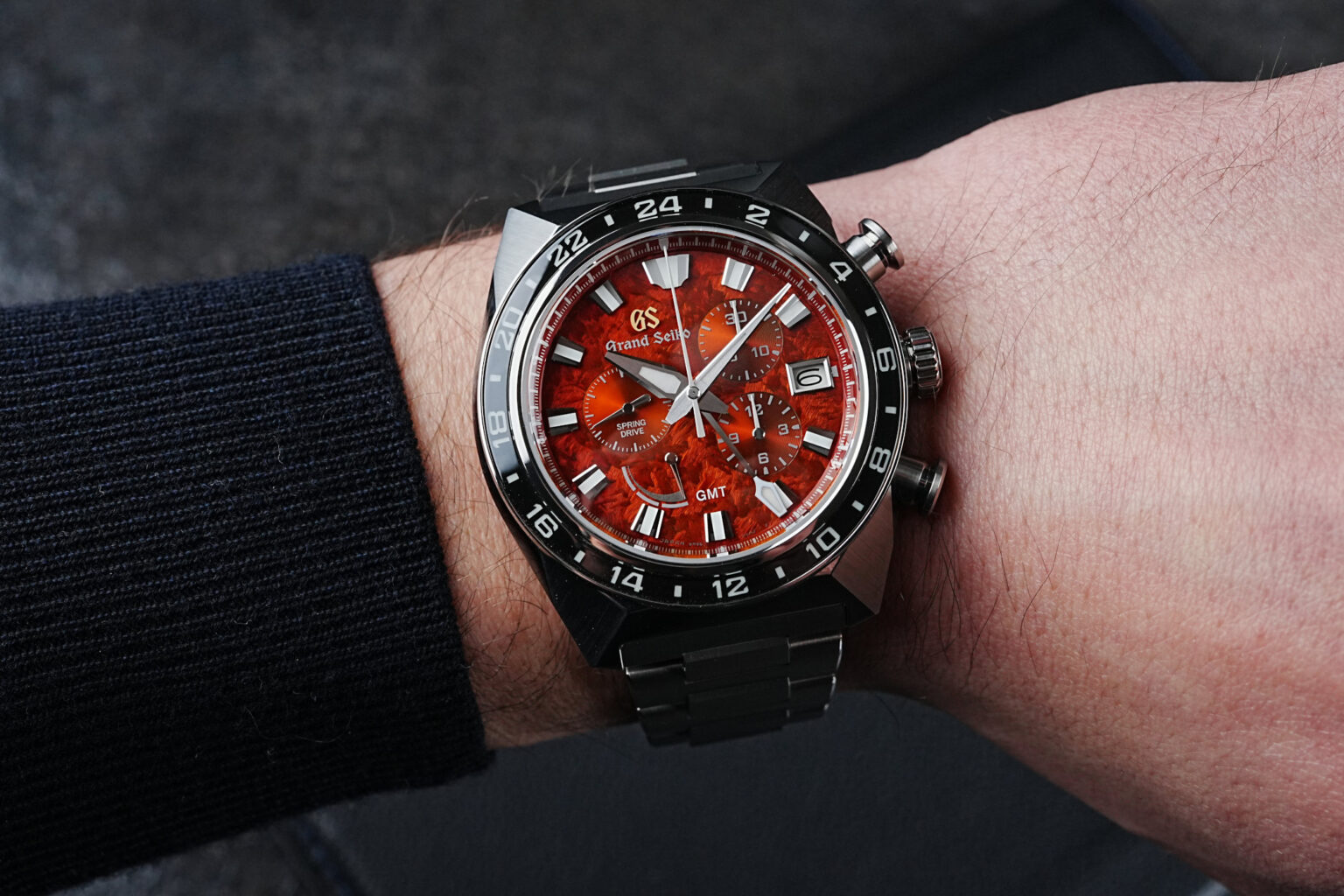 First Look: Grand Seiko Spring Drive Chronograph GMT Tokyo Lion SBGC275