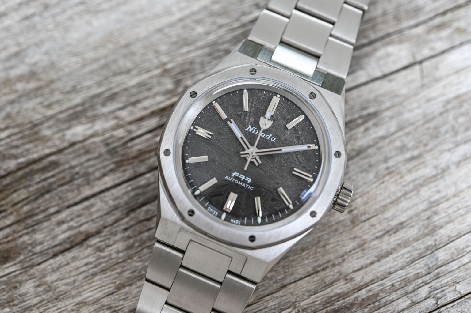 First Look: New Versions of the Nivada F77 Automatic in Titanium or ...