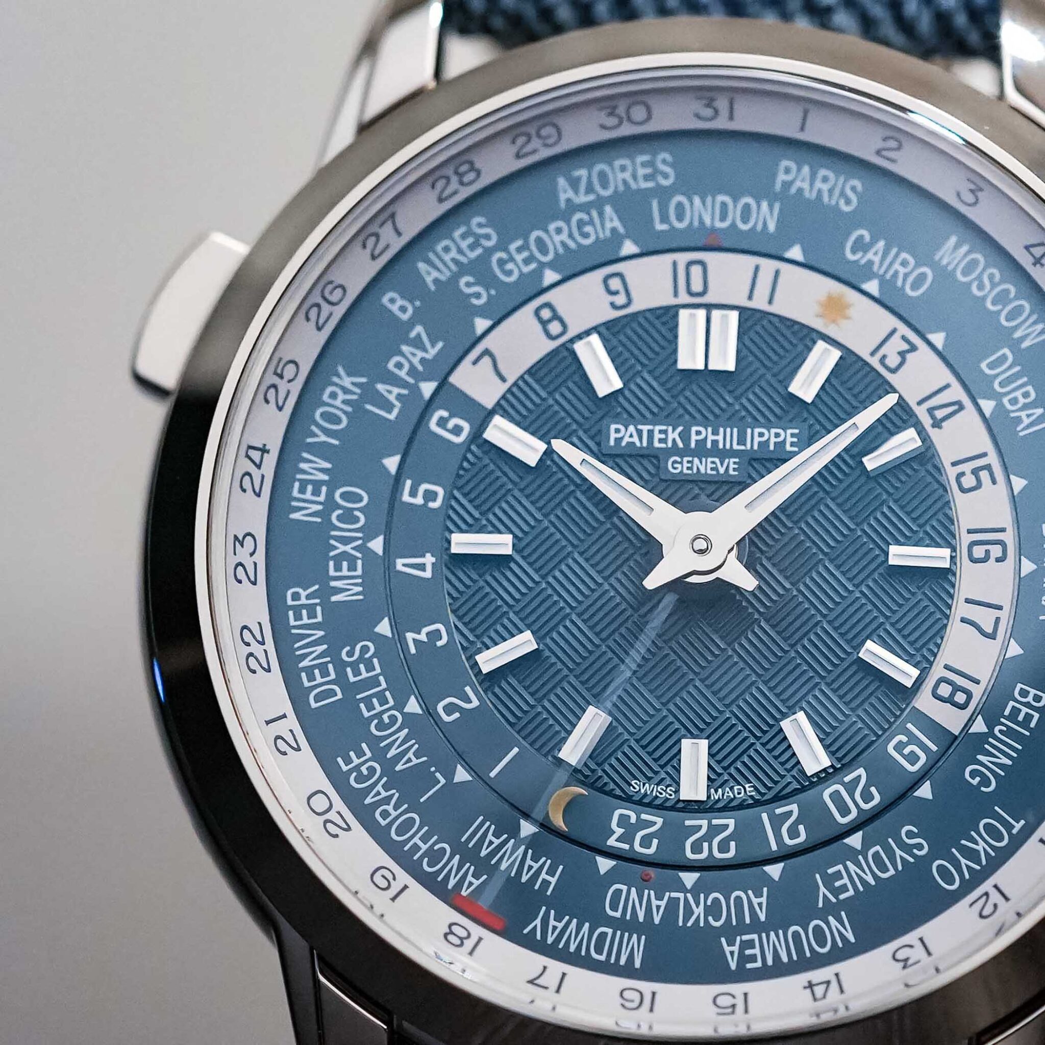 Review: The Youthful Patek Philippe 5330G World Time Date