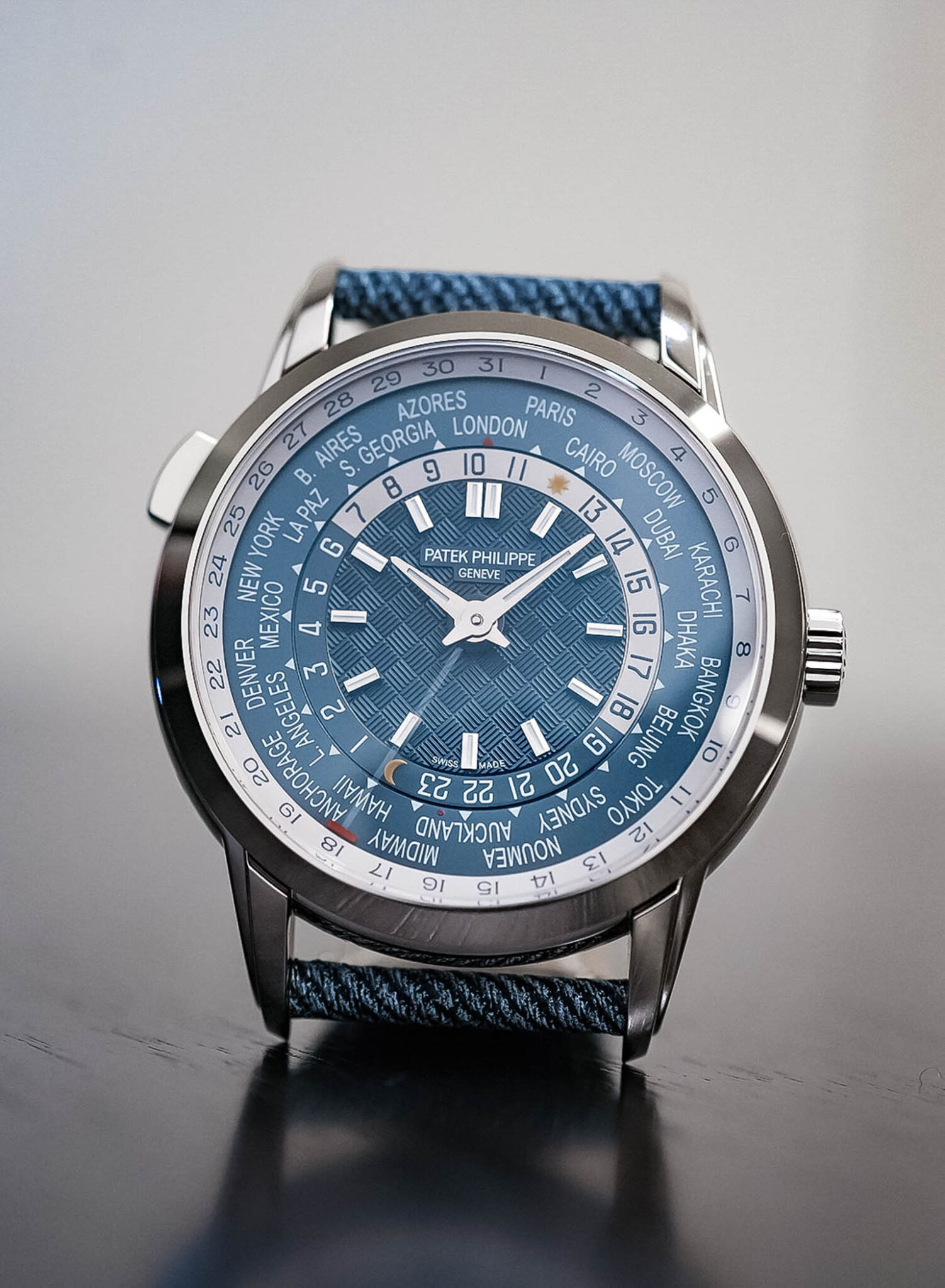 Review: The Youthful Patek Philippe 5330G World Time Date