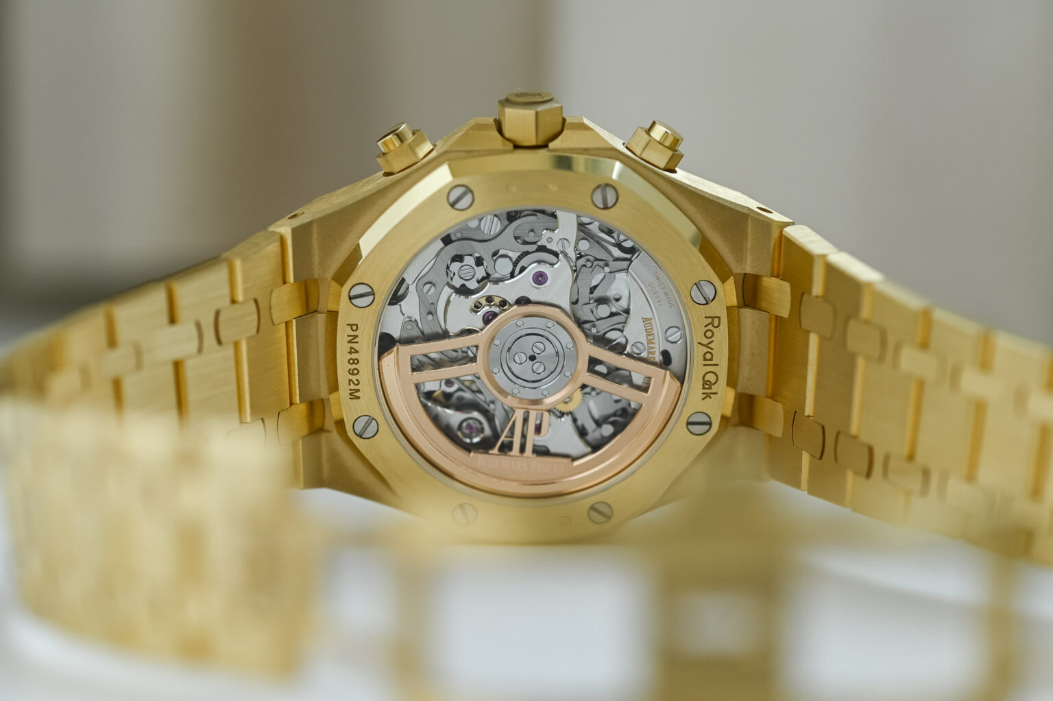 Hands-On: The AP Royal Oak Chronograph 41mm Yellow Gold 26240BA is a ...