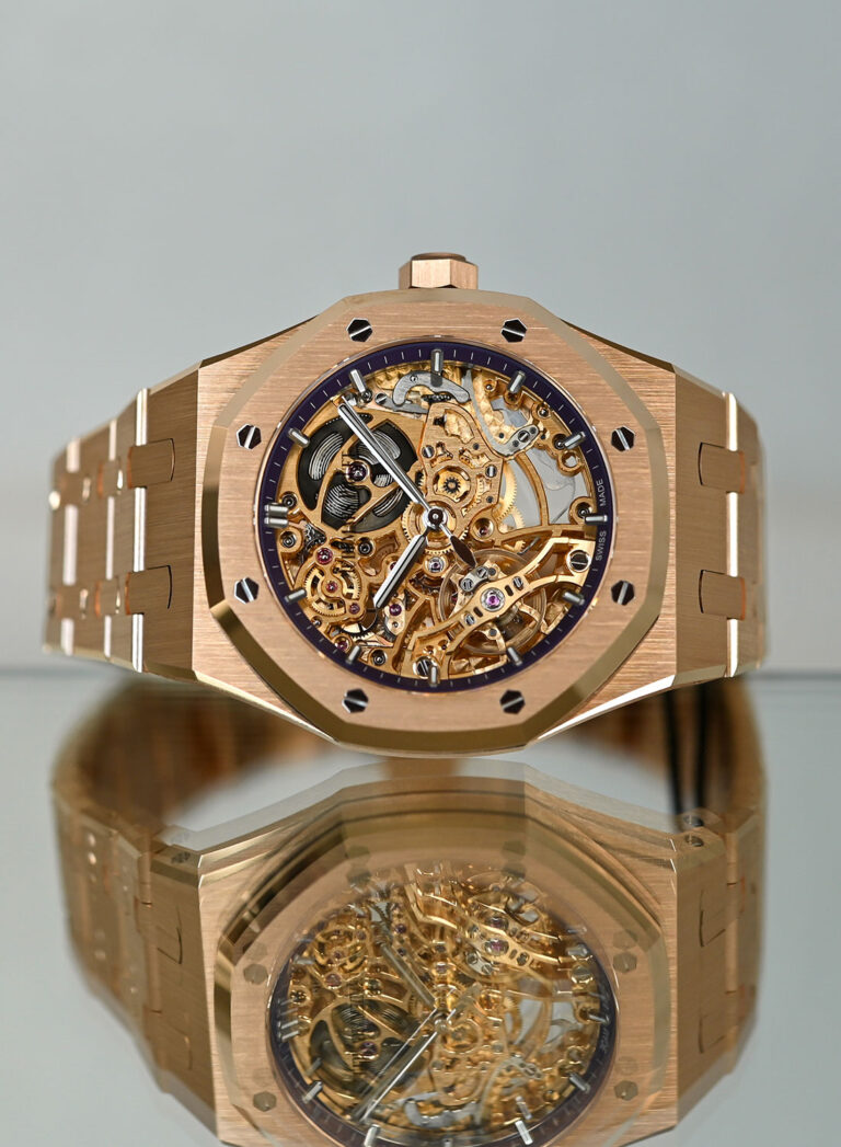 First Look: New Gold Versions of the AP Royal Oak Double Balance Wheel ...