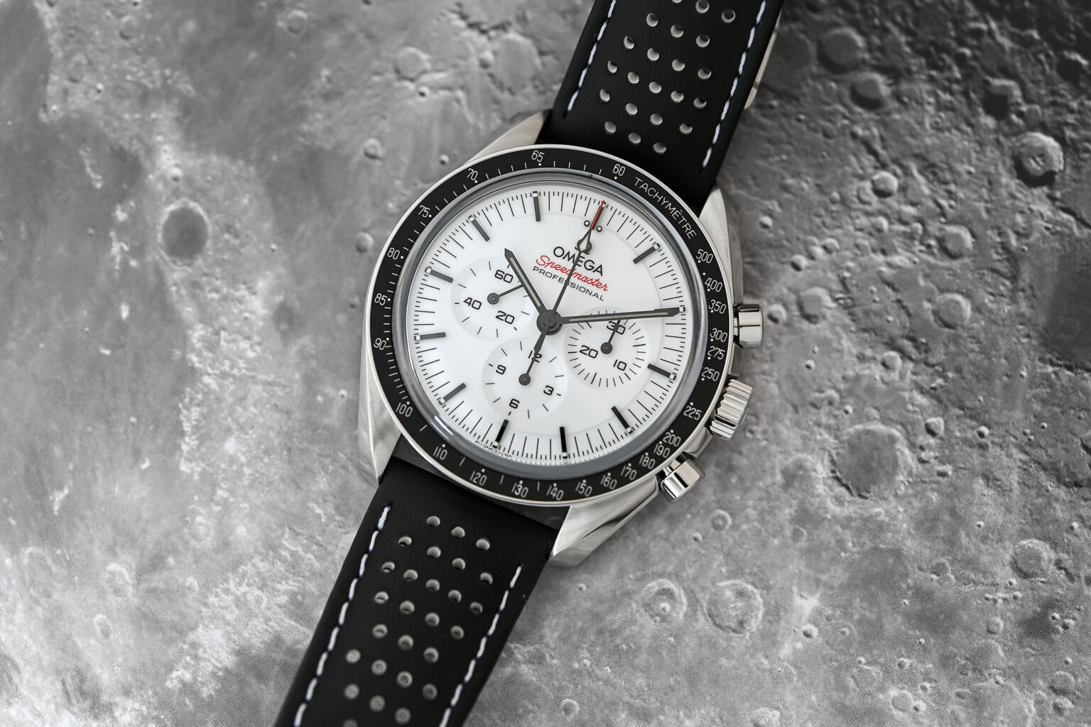 Hands-On: Impressions About The White Dial Omega Speedmaster Moonwatch