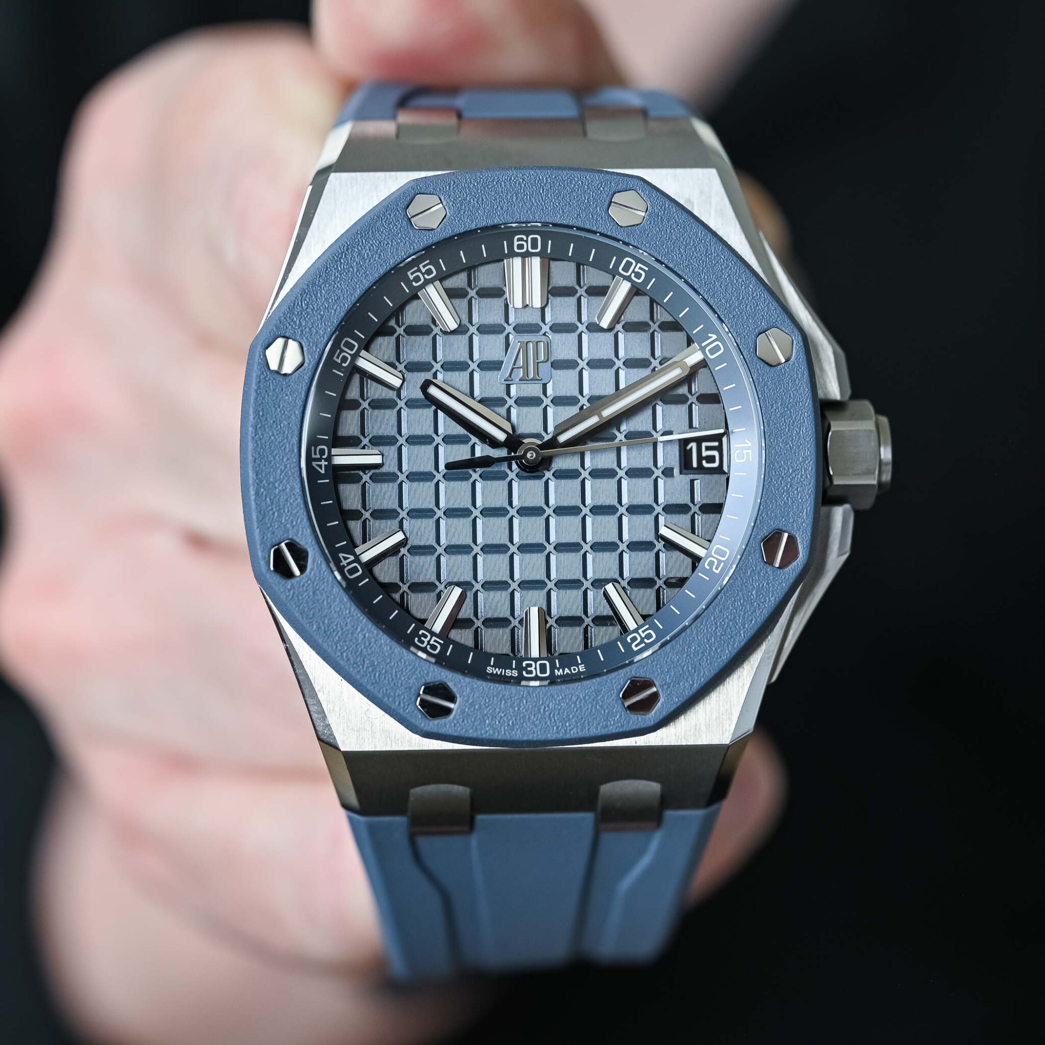 Hands-On: Impressions about the AP Royal Oak Offshore Selfwinding 43mm