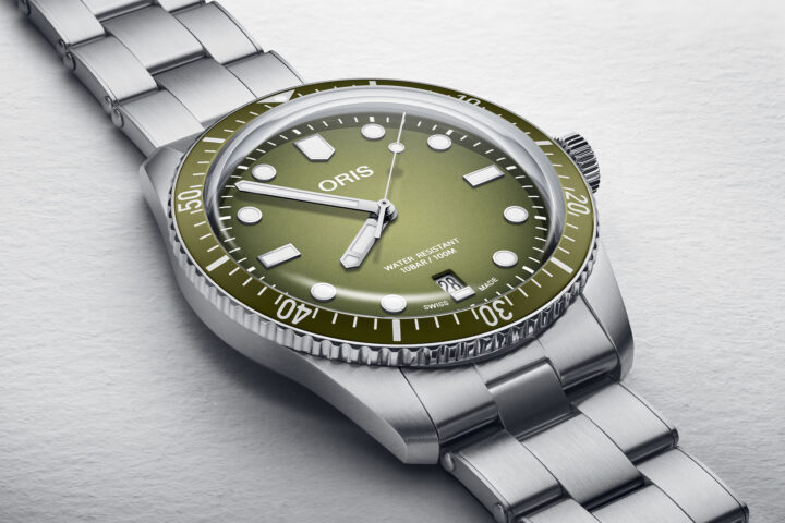 Hands-On: The New Oris Divers Date, Replacing the Sixty-Five (Incl. Video)