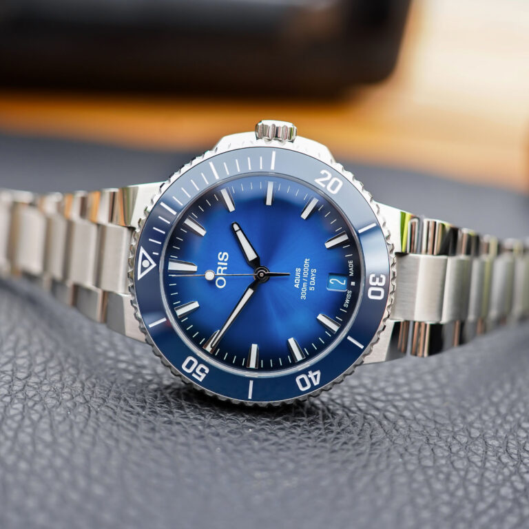 Video Review: The New Oris Aquis Date Compared to the Old Model