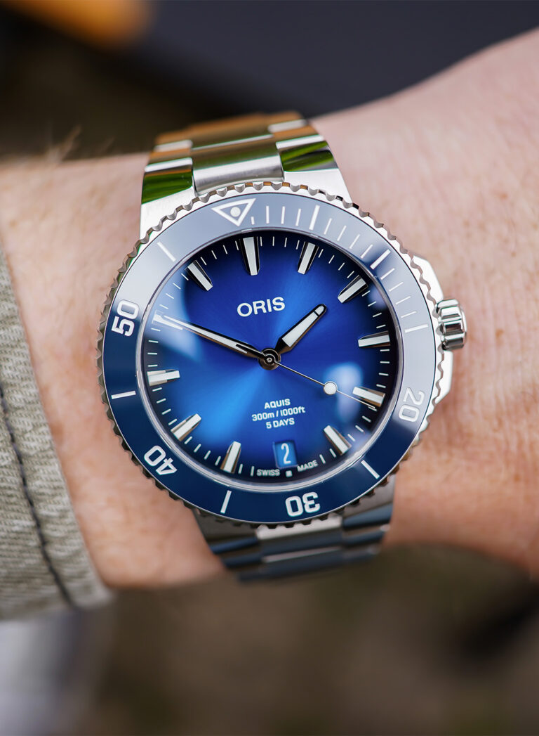 Video Review: The New Oris Aquis Date Compared to the Old Model