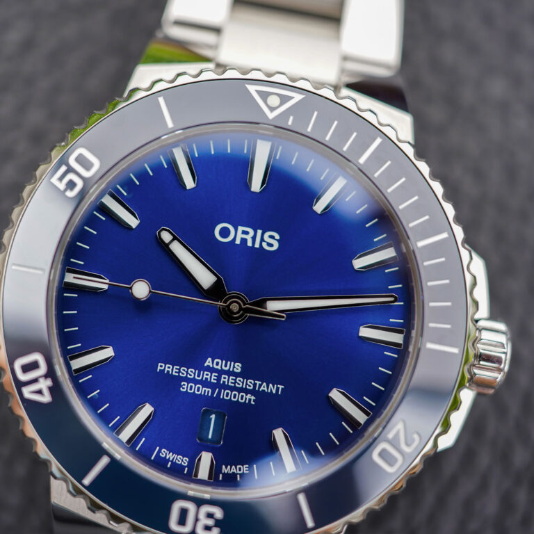 Video Review: The New Oris Aquis Date Compared to the Old Model