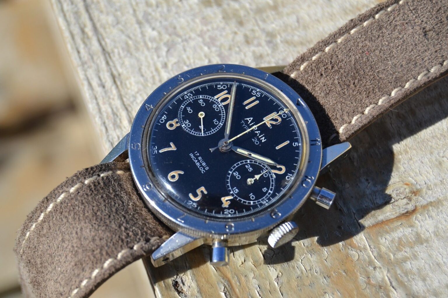 First Look: The Airain Type 20 "Up in the Air" with seconde/seconde/