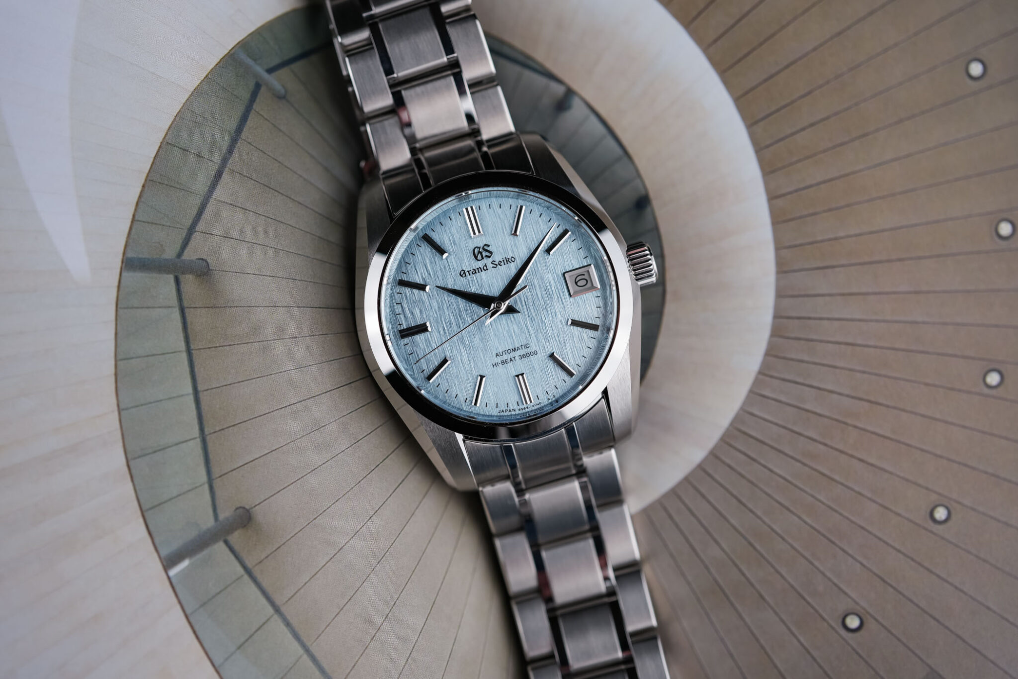 First Look: Grand Seiko Heritage Hi-Beat 37mm Icefall SBGH347