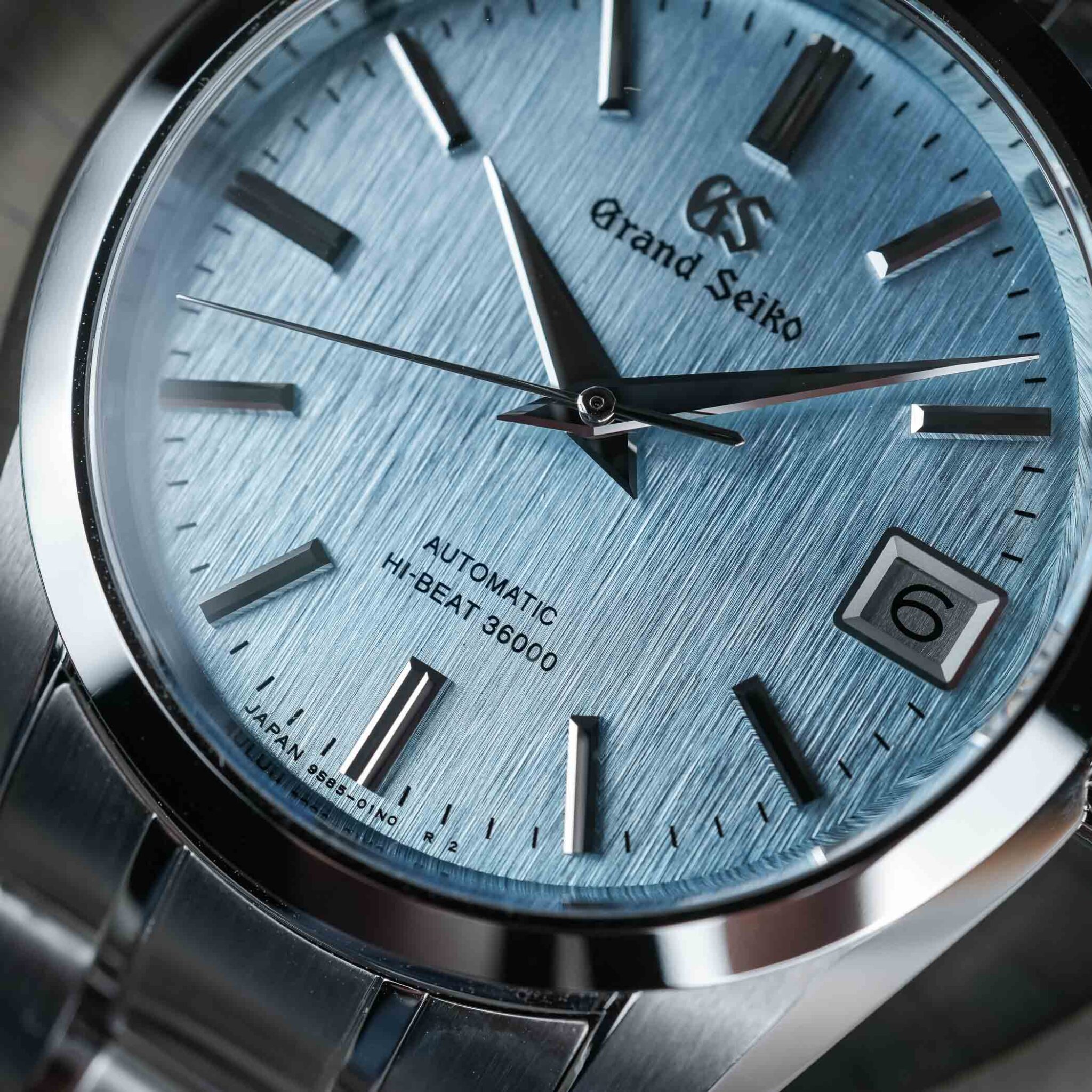 First Look: Grand Seiko Heritage Hi-Beat 37mm Icefall SBGH347