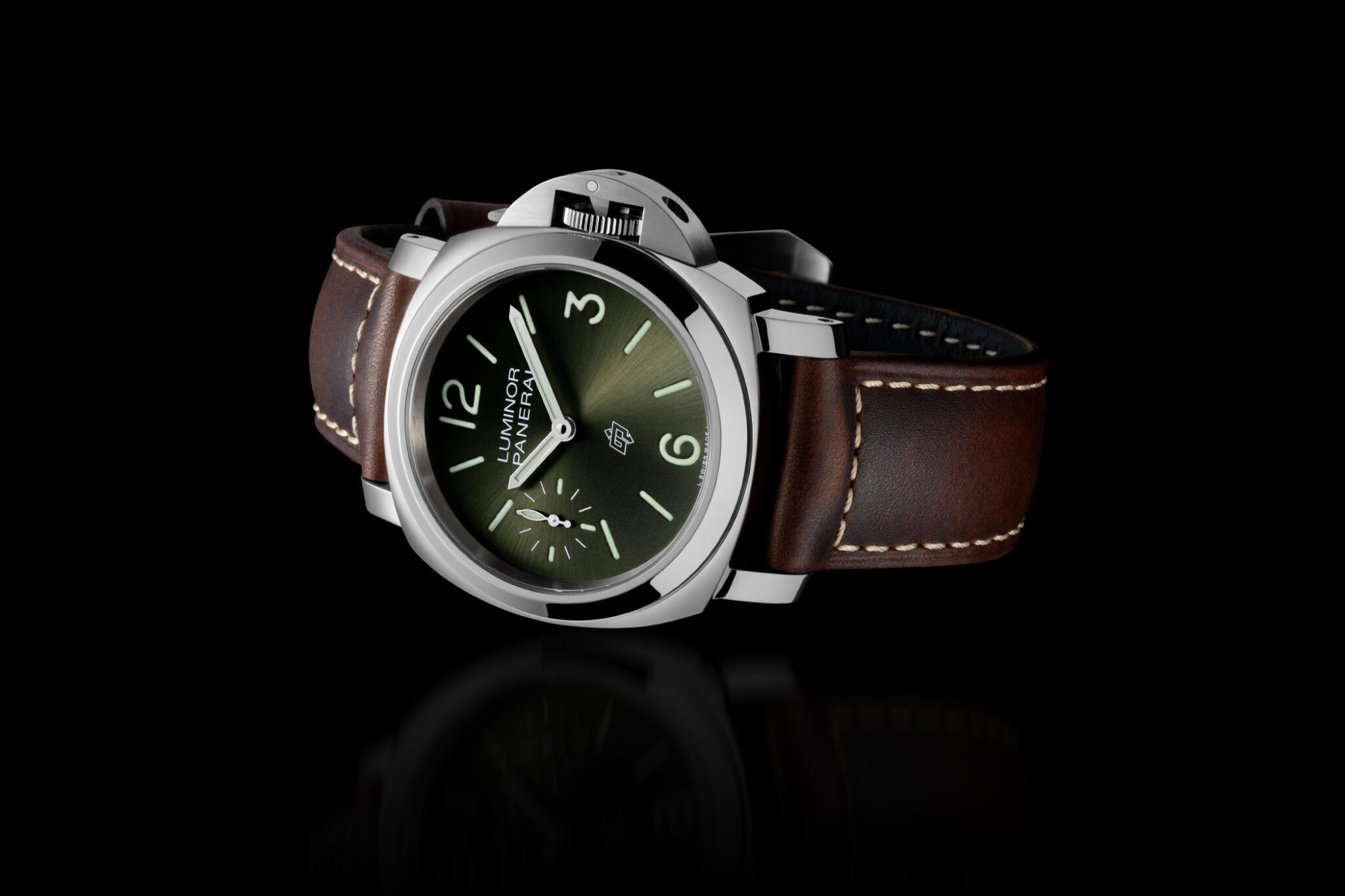 Introducing: The New Panerai Luminor Logo 44mm PAM01624