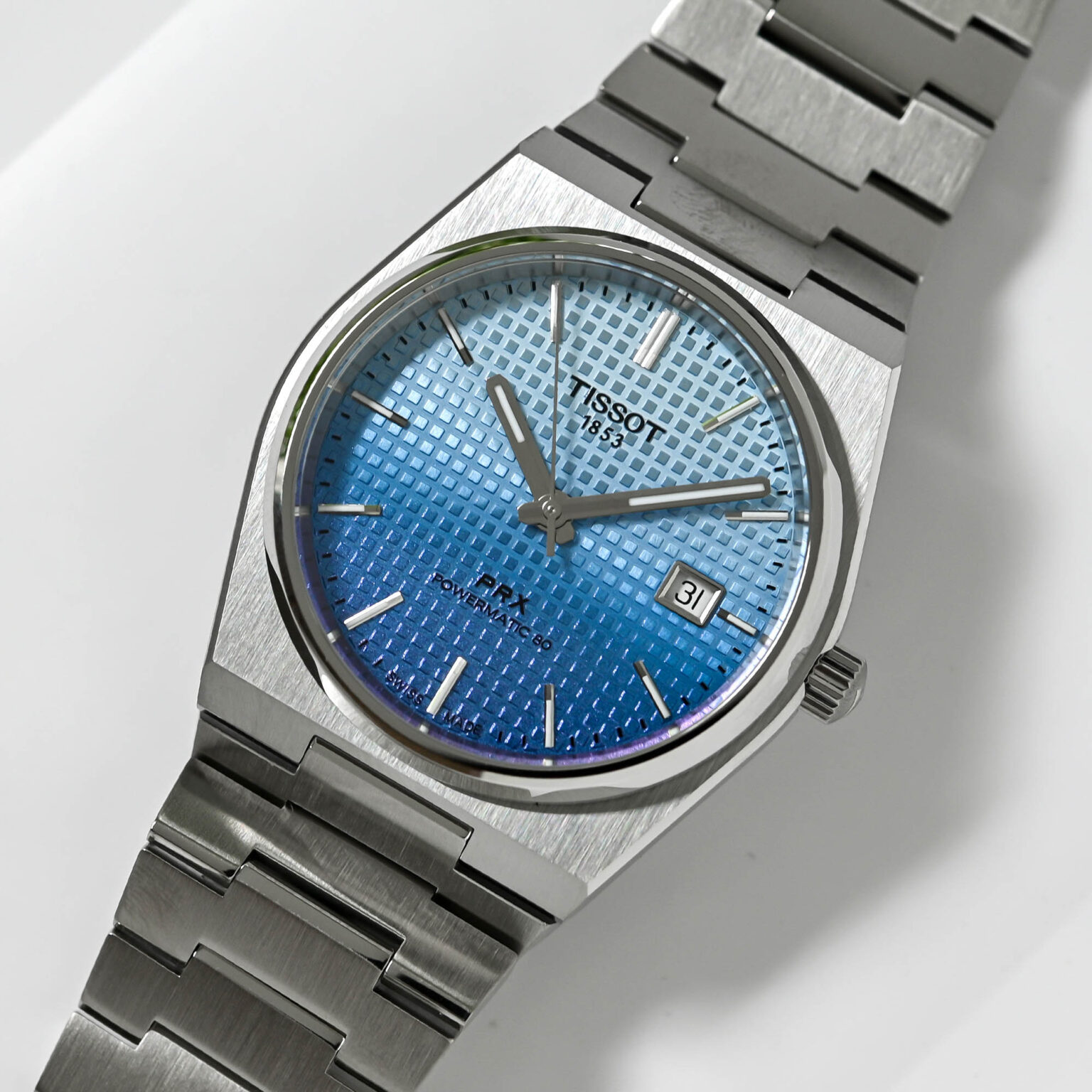 First Look: The Tissot PRX 40 Powermatic 80 with Gradient Dials or in Full Forged Carbon