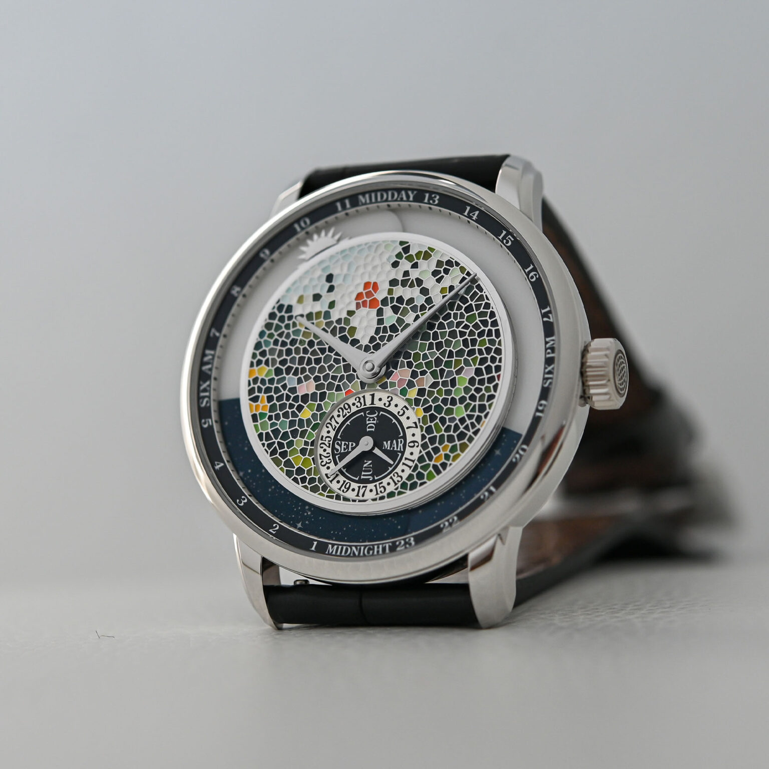 First Look: The new Krayon Anywhere Arborea with Mosaic-Like Dial
