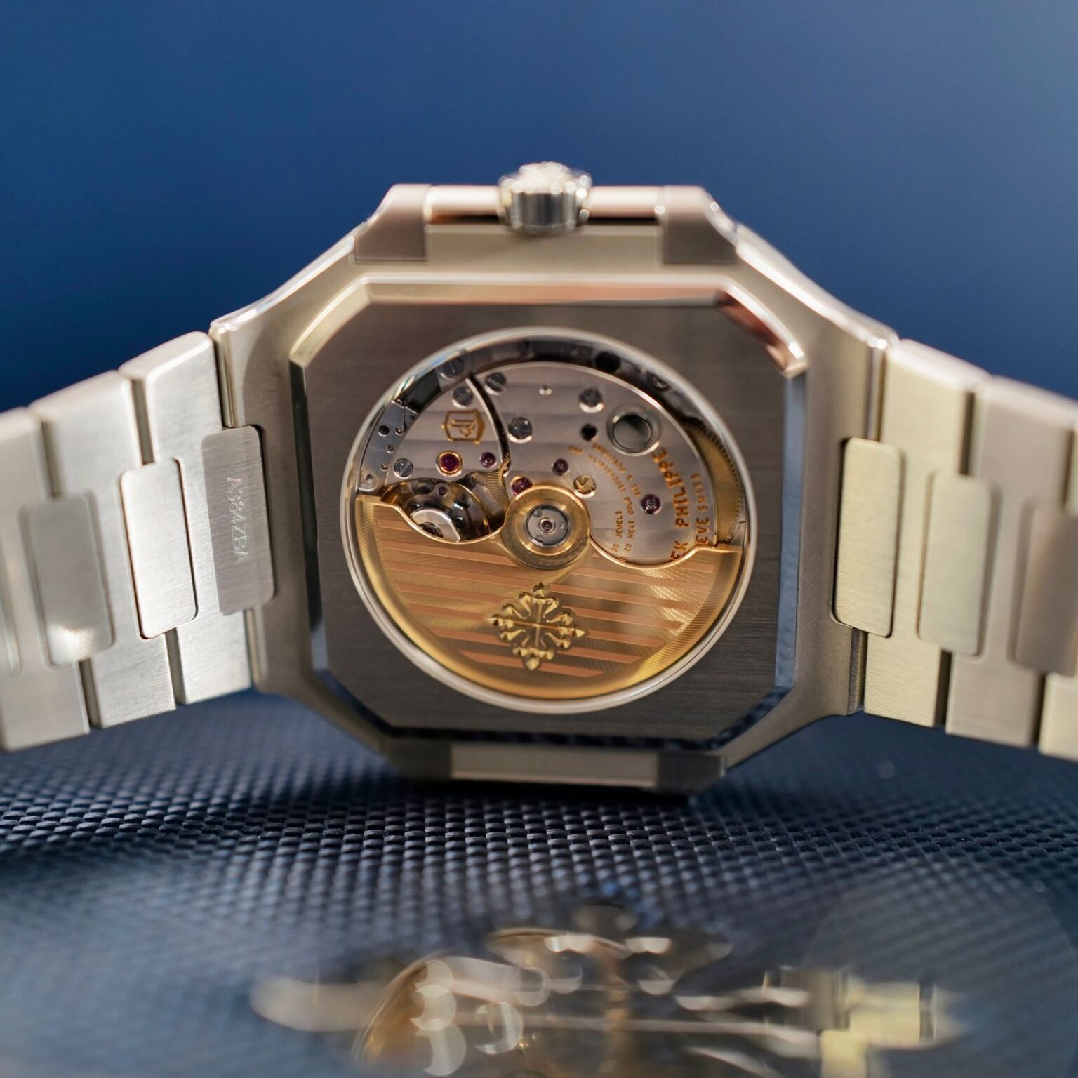 In-Depth: The Steel Patek Philippe Cubitus Steel 5821A on the Wrist