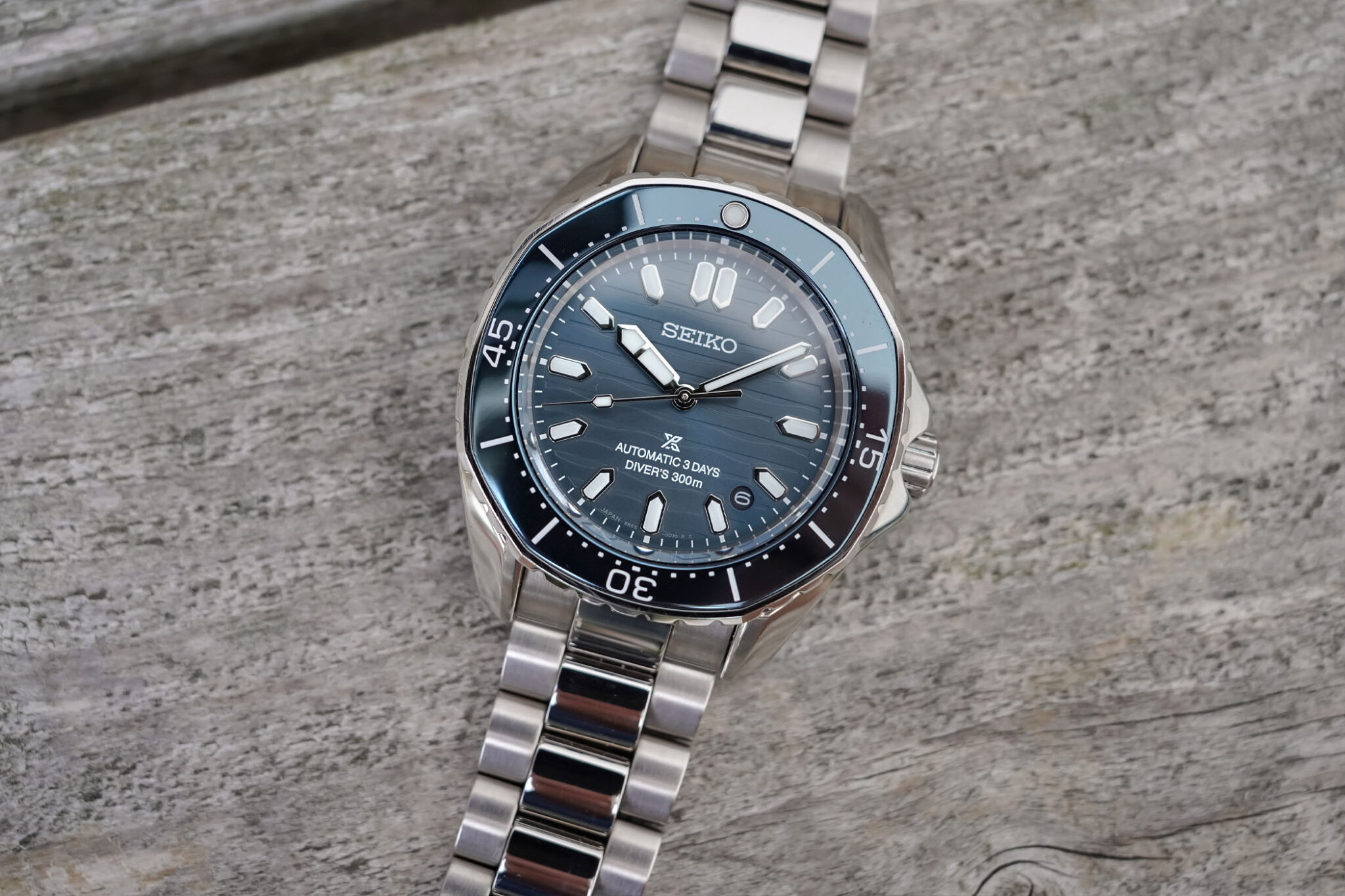 First Look: The Oddly-Octagonal new Seiko Prospex Divers SPB481 SPB483 ...