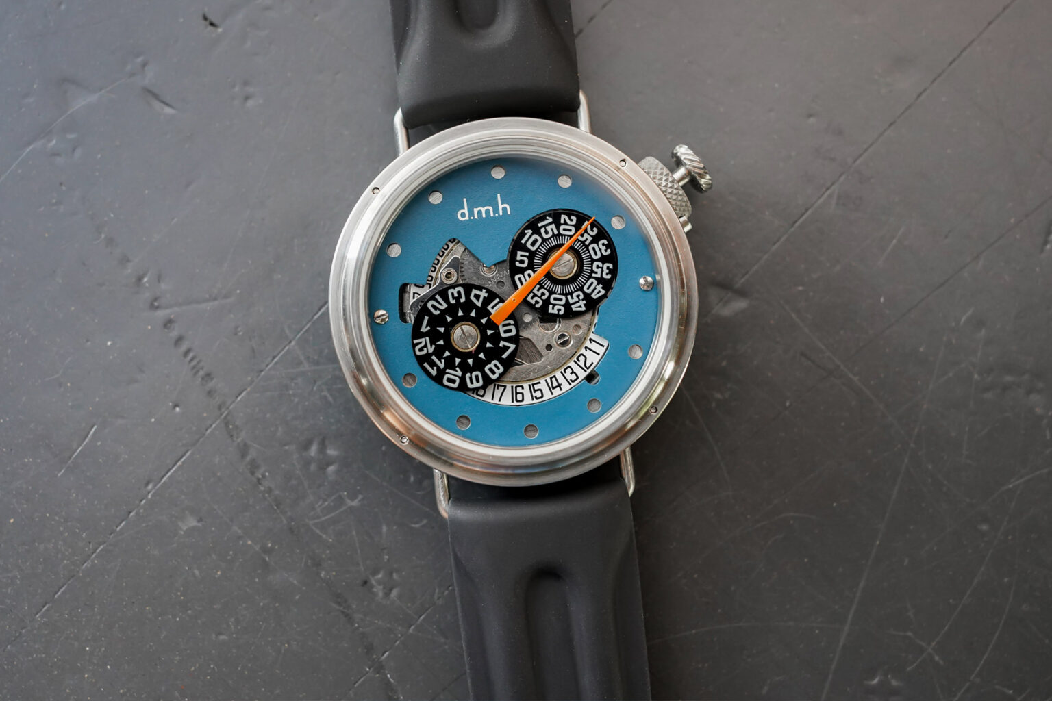 Buying Guide: A Collection Of 6 Tantalizing Jumping Hour Watches