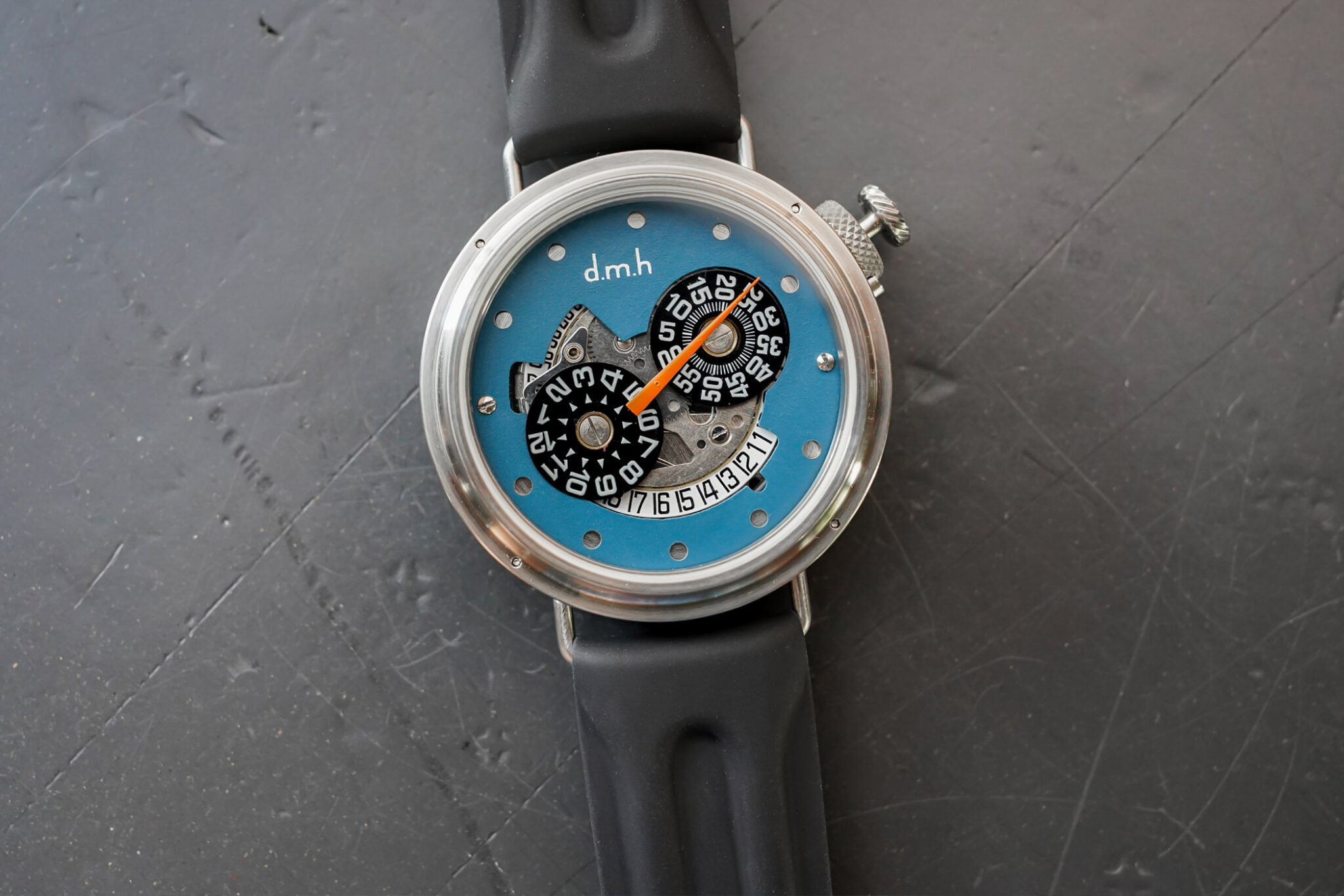 Buying Guide: A Collection Of 6 Tantalizing Jumping Hour Watches