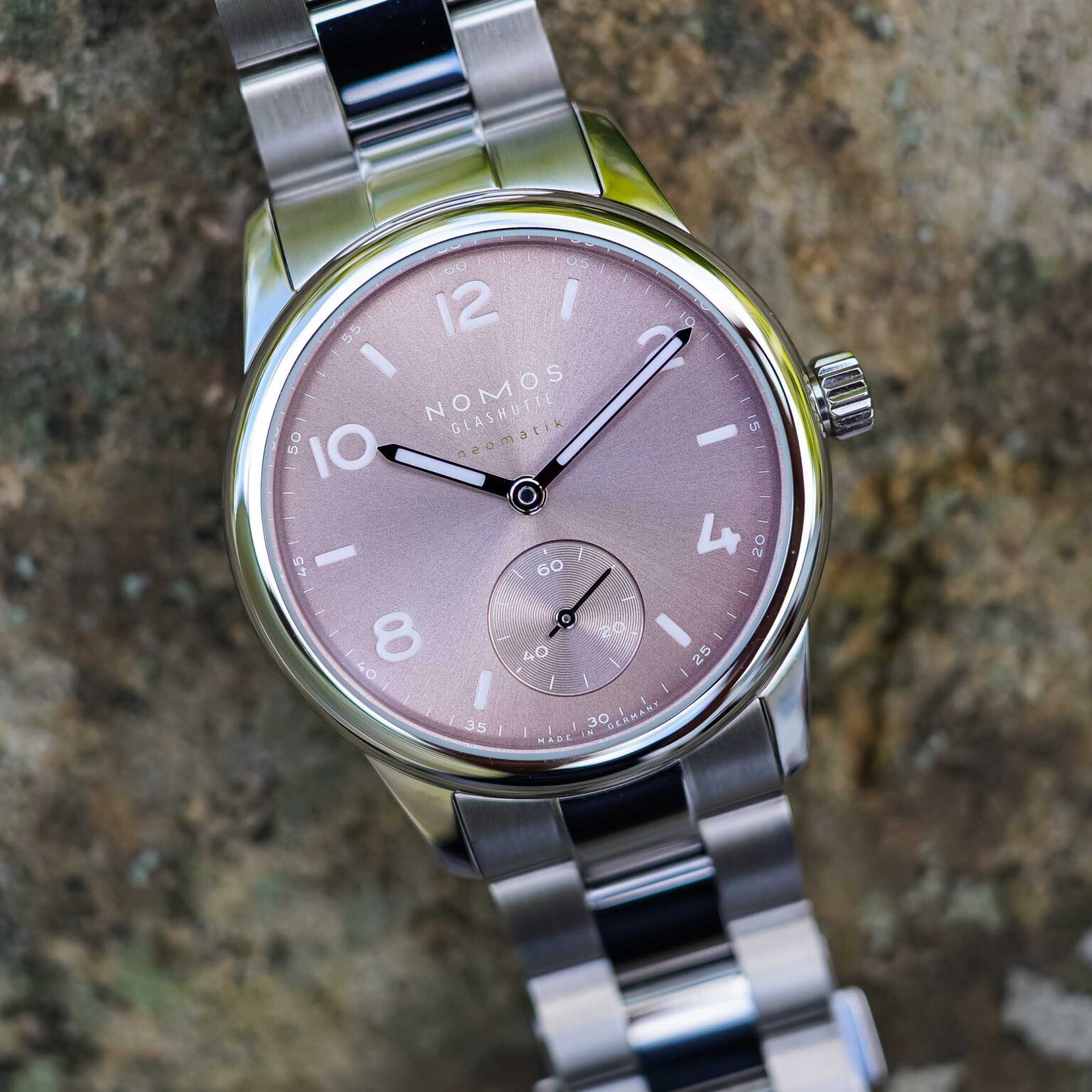 First Look: The new and compact Nomos Club Sport Neomatik 34