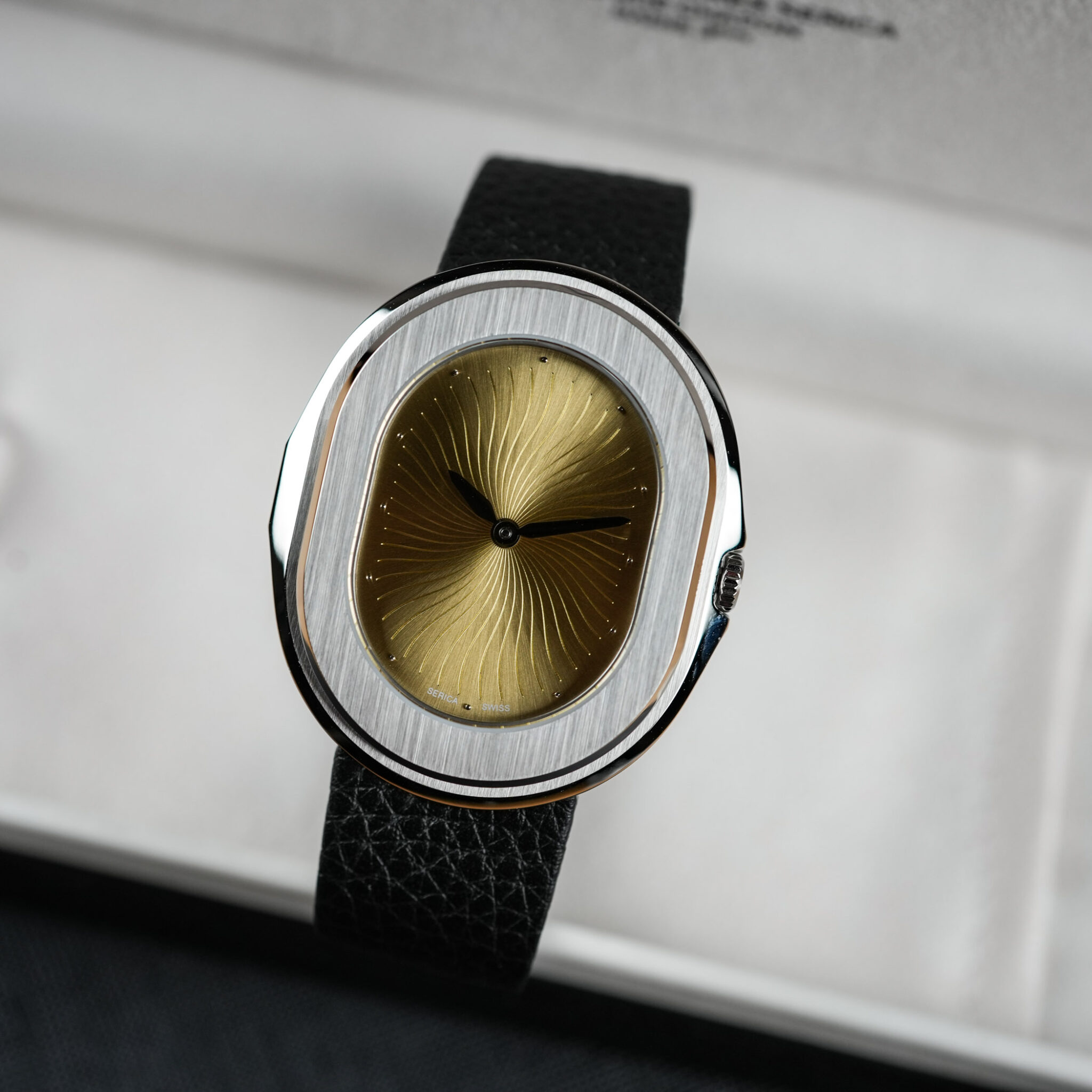 First Look: The Parade Reference1174, Serica's First Dress Watch