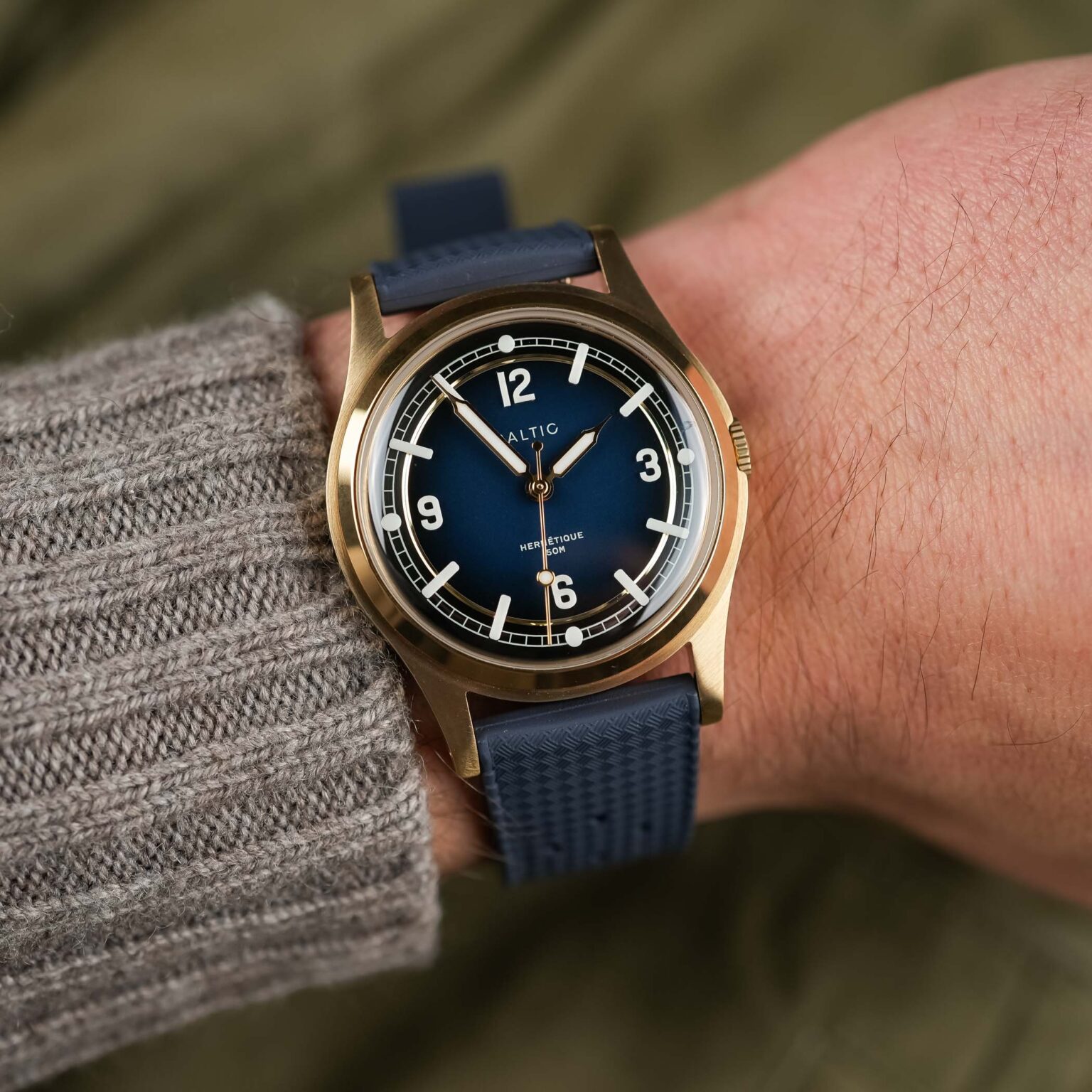 Buying Guide: We Travel To France For Some More Exciting Non-Swiss Watches