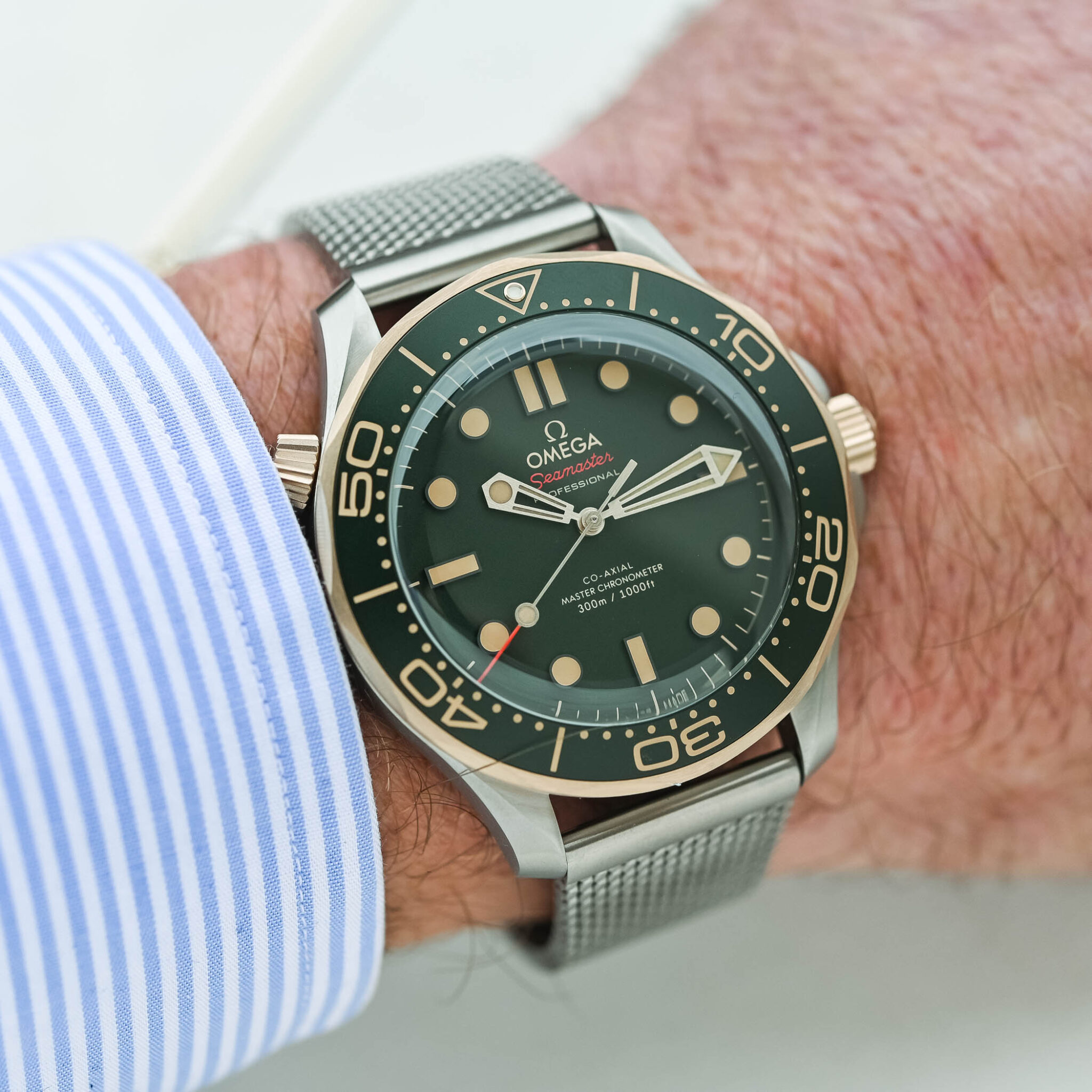 First Look: The new Omega Seamaster Diver 300M Titanium & Bronze Gold No-Date (incl. video)