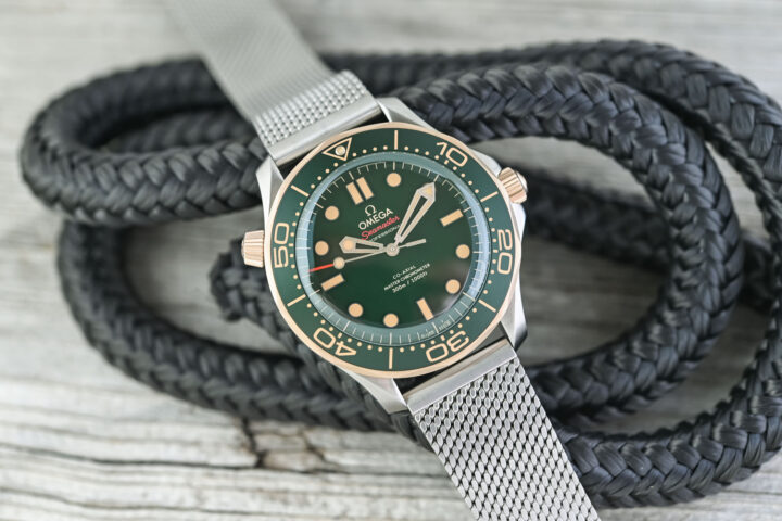 First Look: The Omega Seamaster Diver 300M No-Date Turns Orange (Incl ...