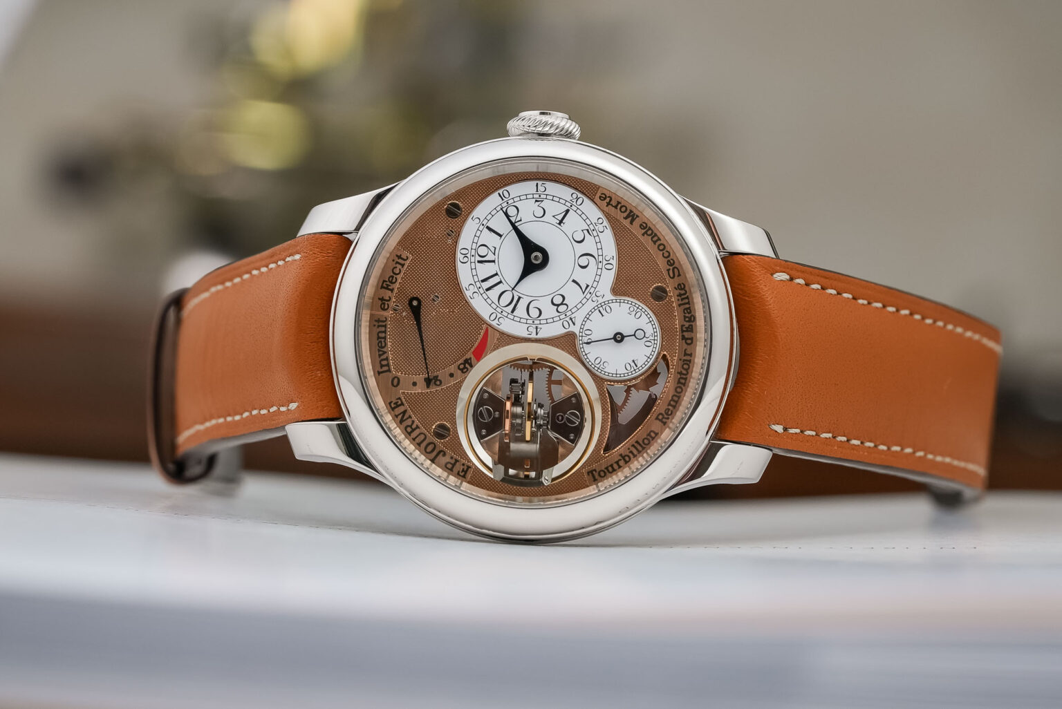 Video Review: The FPJ Tourbillon Souverain Vertical is One of the Few ...