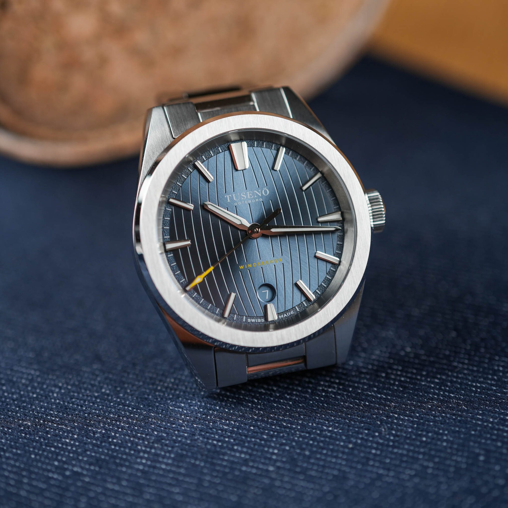 Hands-On: The Tusenö Windseeker, A Serious All-Rounder Watch at a Fair ...