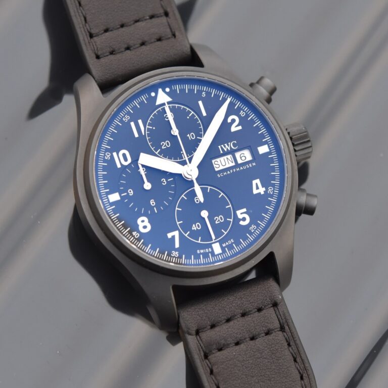 A Comprehensive Guide to Watch Crystals - History, Types, Advantages ...