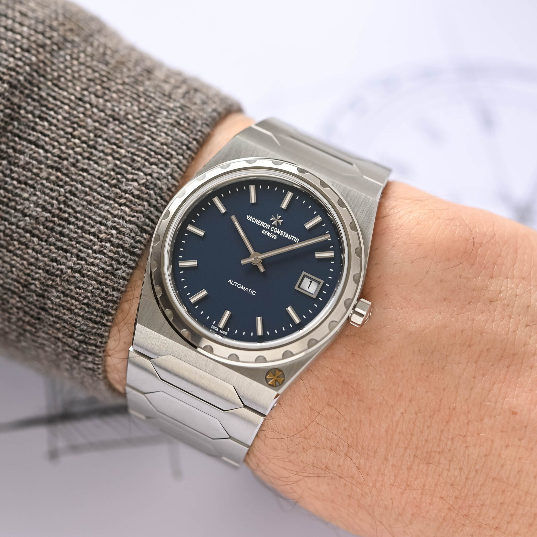 First Look: The Vacheron Constantin Historiques 222 Now in Steel