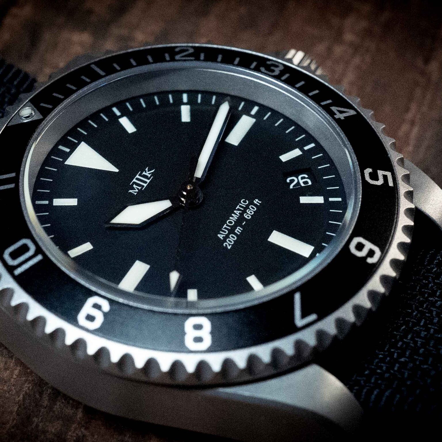 First Look: The MkII Fulcrum 39, an Accessible Mil-Spec Diver from ...