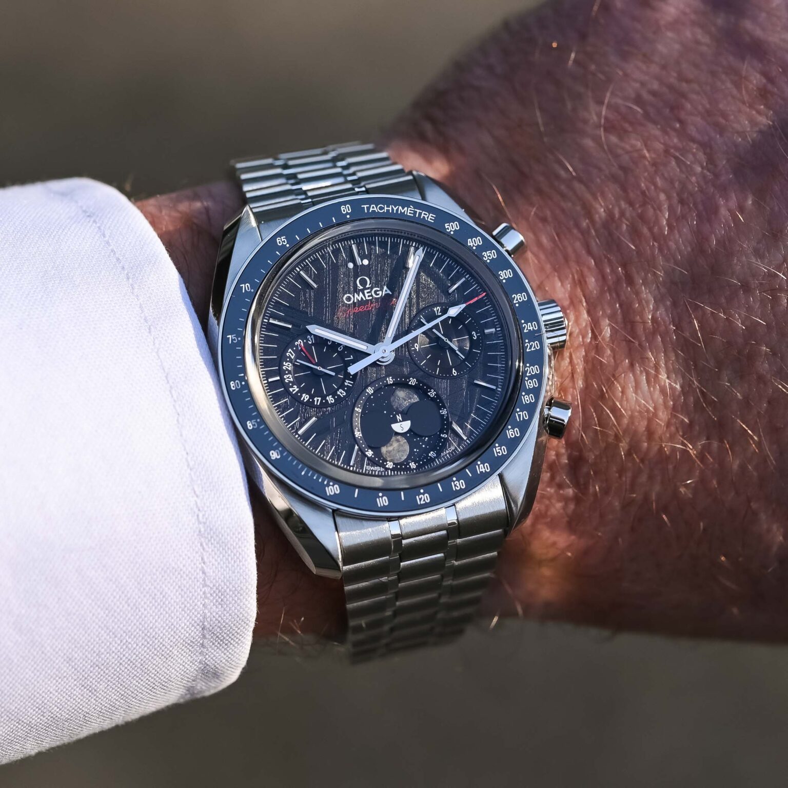 Hands-On: Impressions about the Omega Speedmaster Moonphase Meteorite