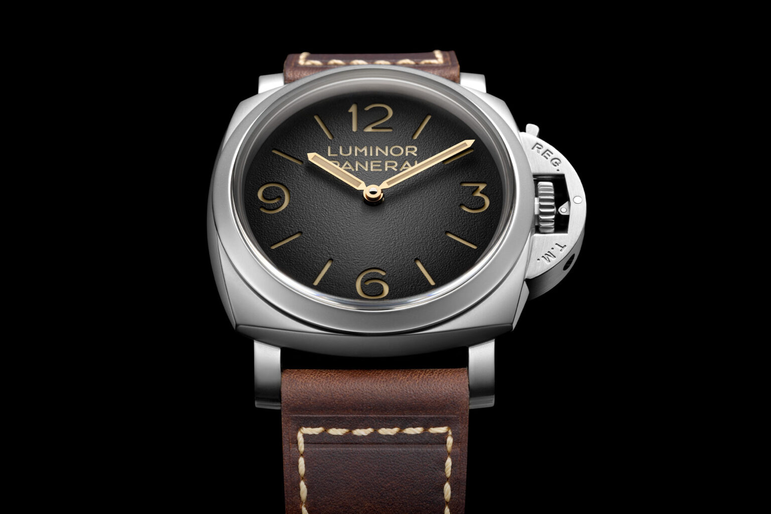 Introducing: The New 47mm Panerai Luminor Tre Giorni PAM01628
