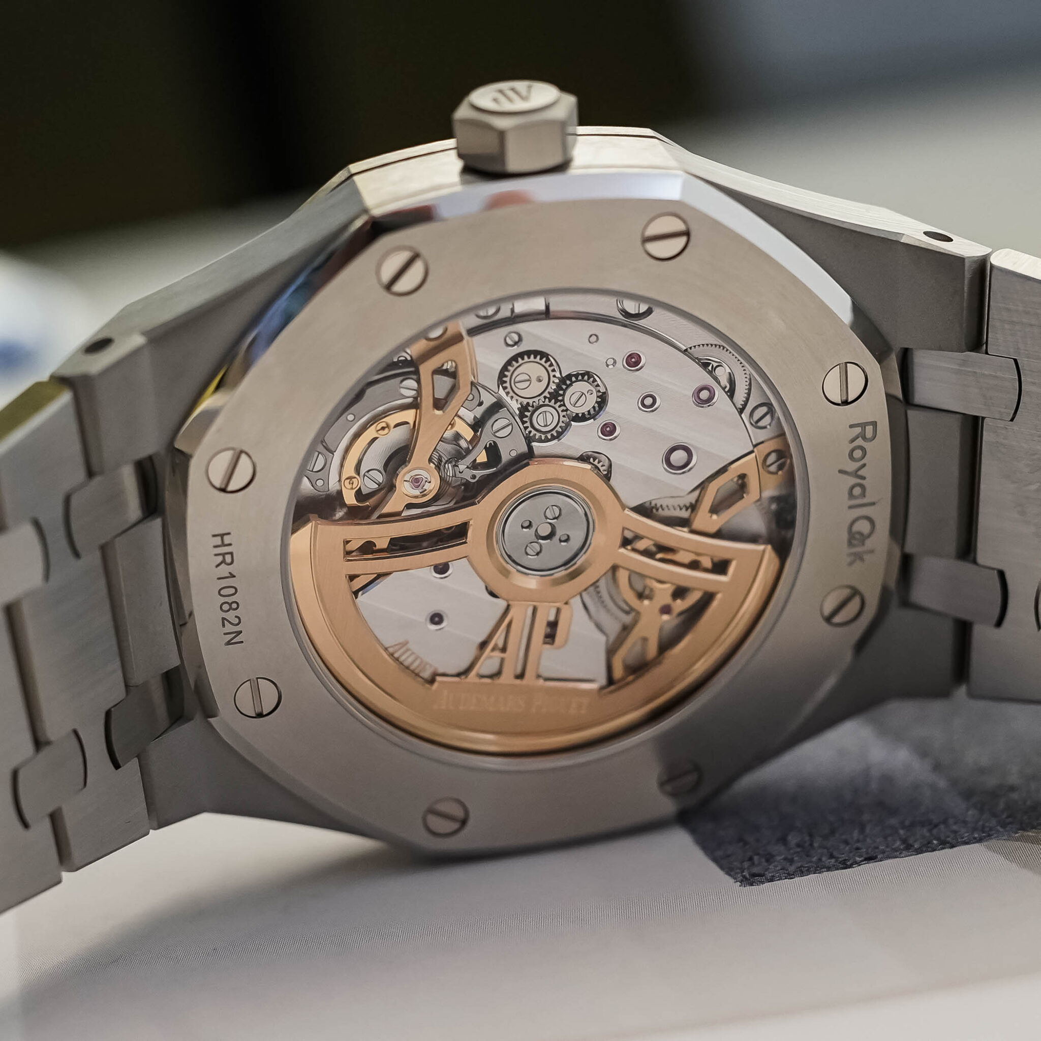First Look: The New-Gen AP Royal Oak Perpetual Calendar Selfwinding ...