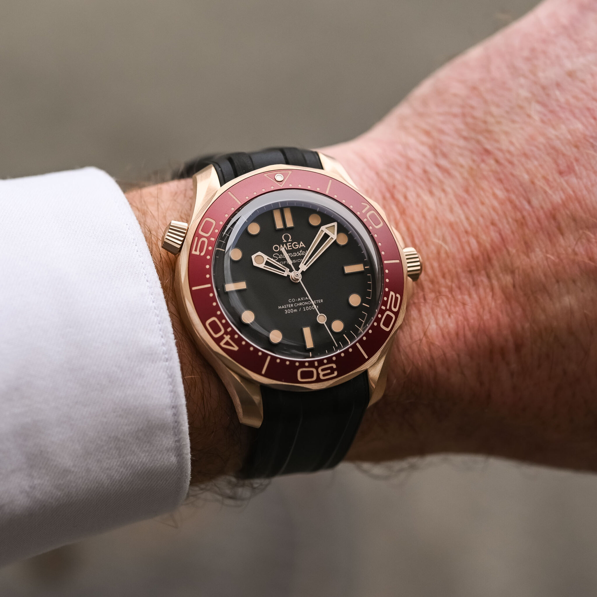 First Look: The Omega Seamaster Diver 300M Bronze Gold and Burgundy