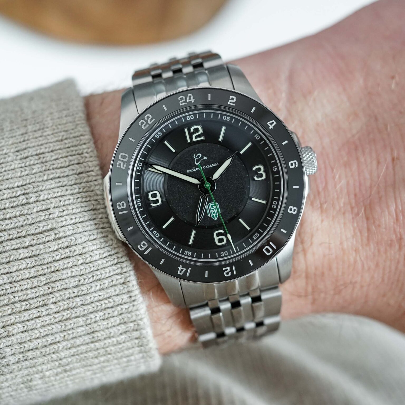 Hands-On: The Stylish Orologi Calamai GMT Automatico, Coming from Italy