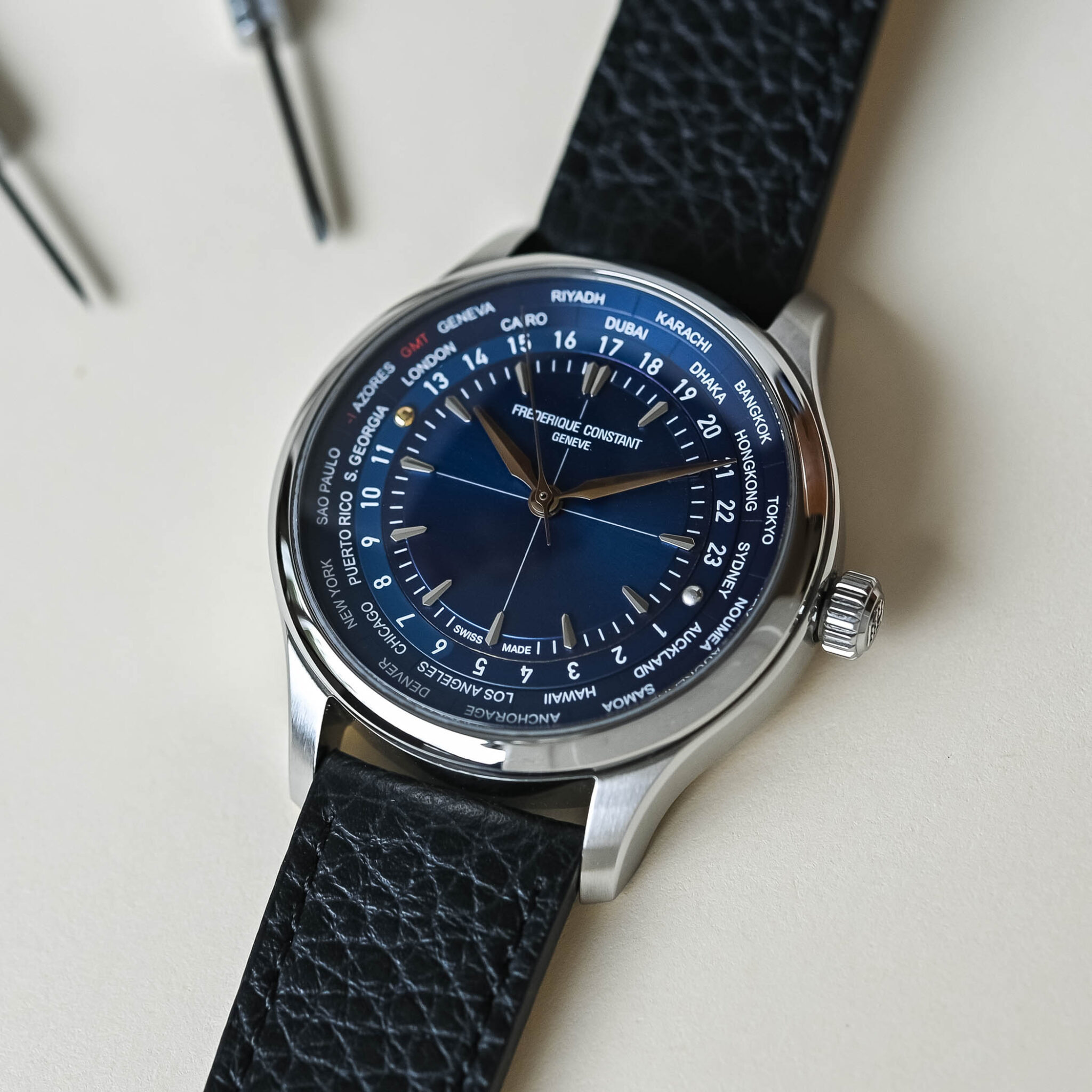 First Look: The Cleaner, Smaller 40mm Frederique Constant Worldtimer ...