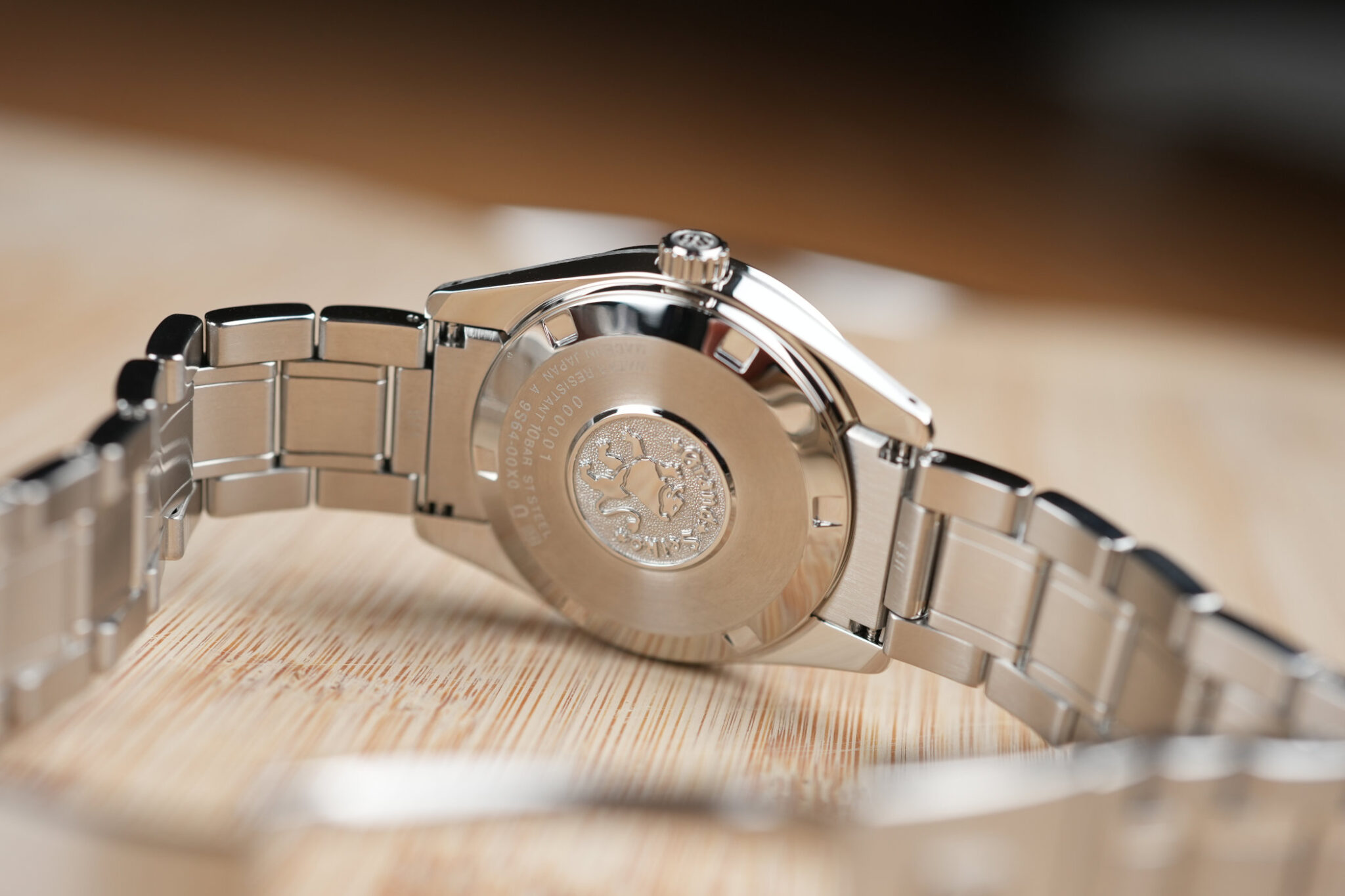 First Look: The Purple Dial Of The Grand Seiko 44GS SBGW323