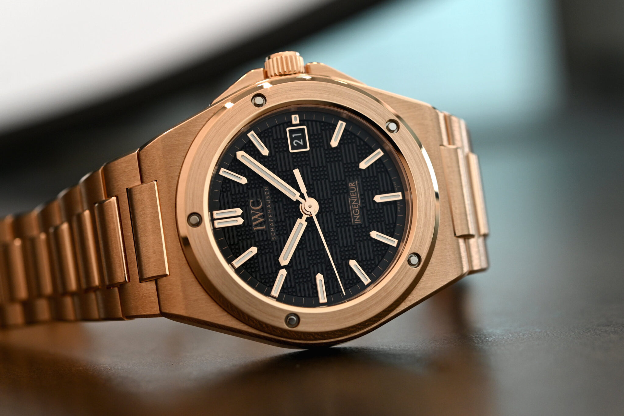First Look: The Full Gold IWC Ingenieur Automatic 40
