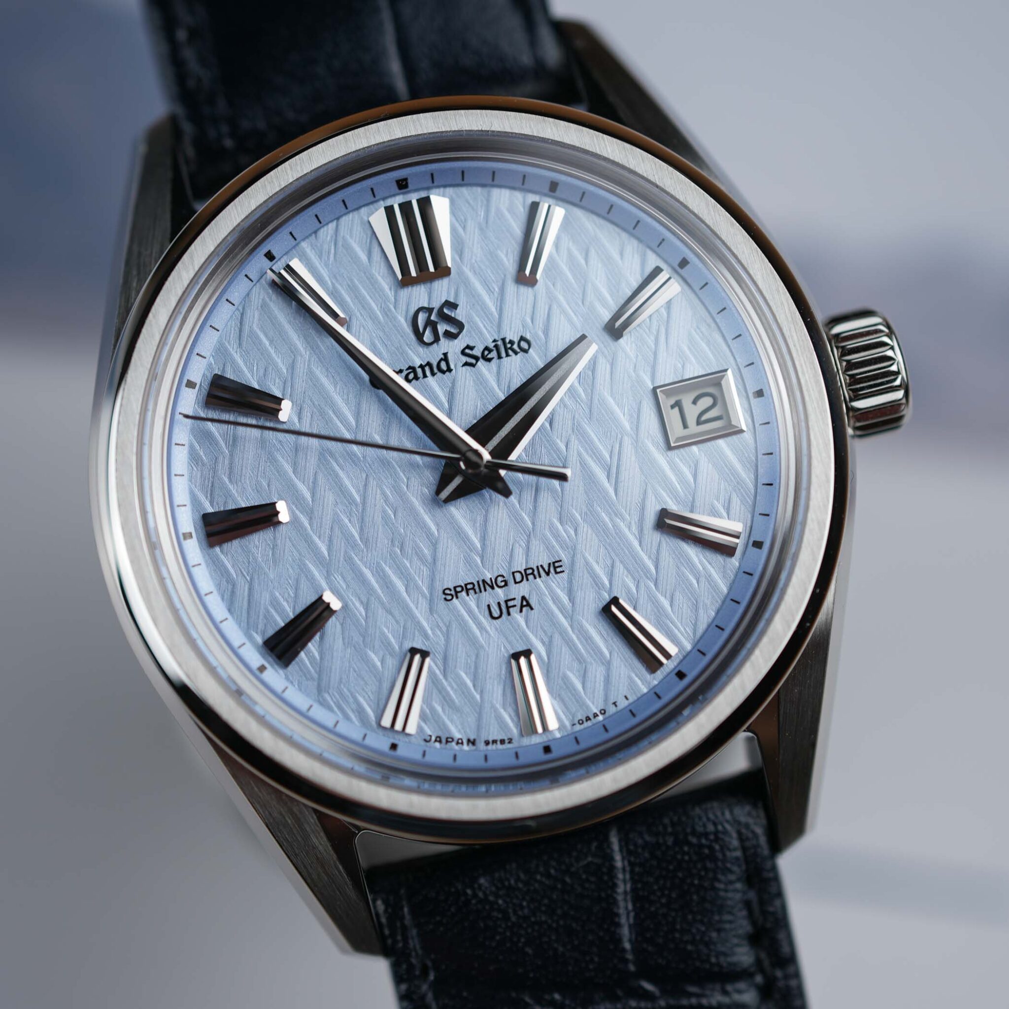 First Look: The new Grand Seiko Spring Drive UFA SLGB001 & SLGB003 ...