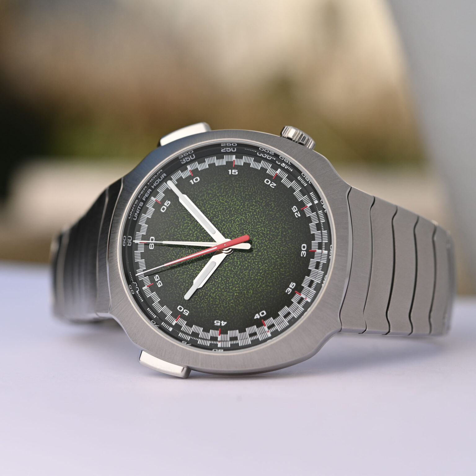 First Look: The H. Moser Streamliner Flyback Chronograph Automatic Frozen