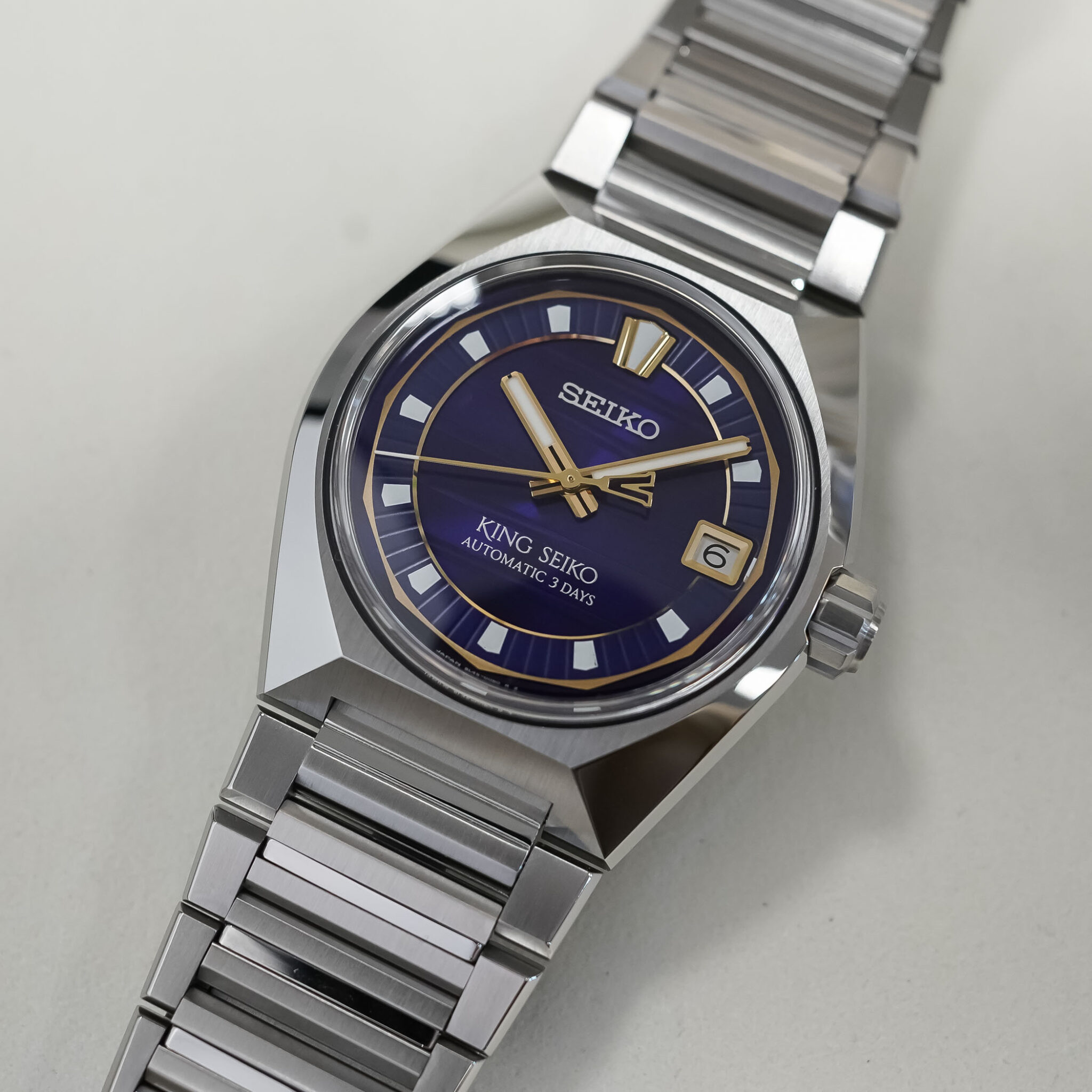 First Look: The Bold, GS-Powered King Seiko VANAC Collection